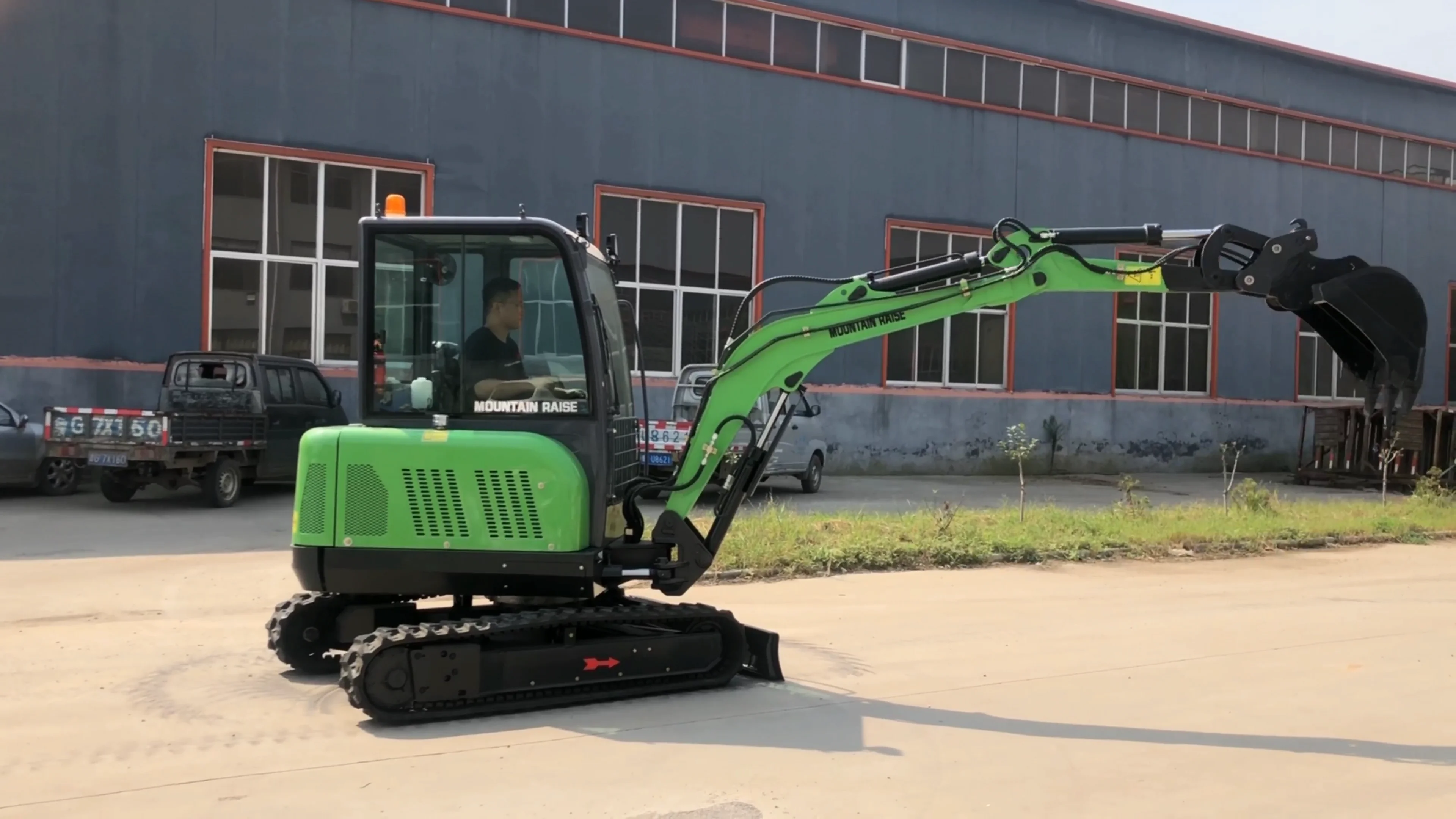 2500kgs Mini Rubber Track Excavators For Sale - Buy Excavators,Mini ...