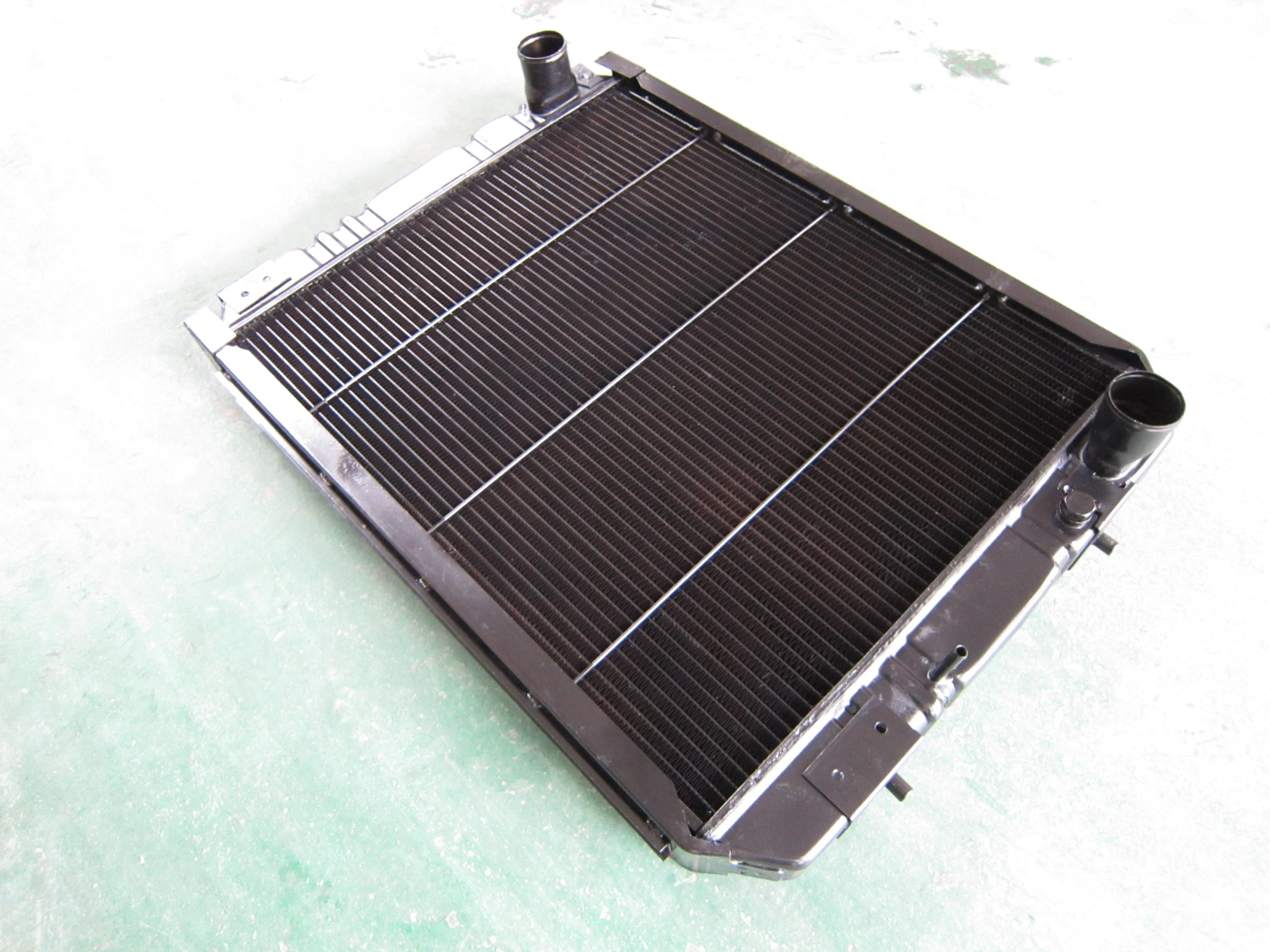 Auto Truck Cooling System Radiator For Hino 16041-e0010l 16440-8176a ...