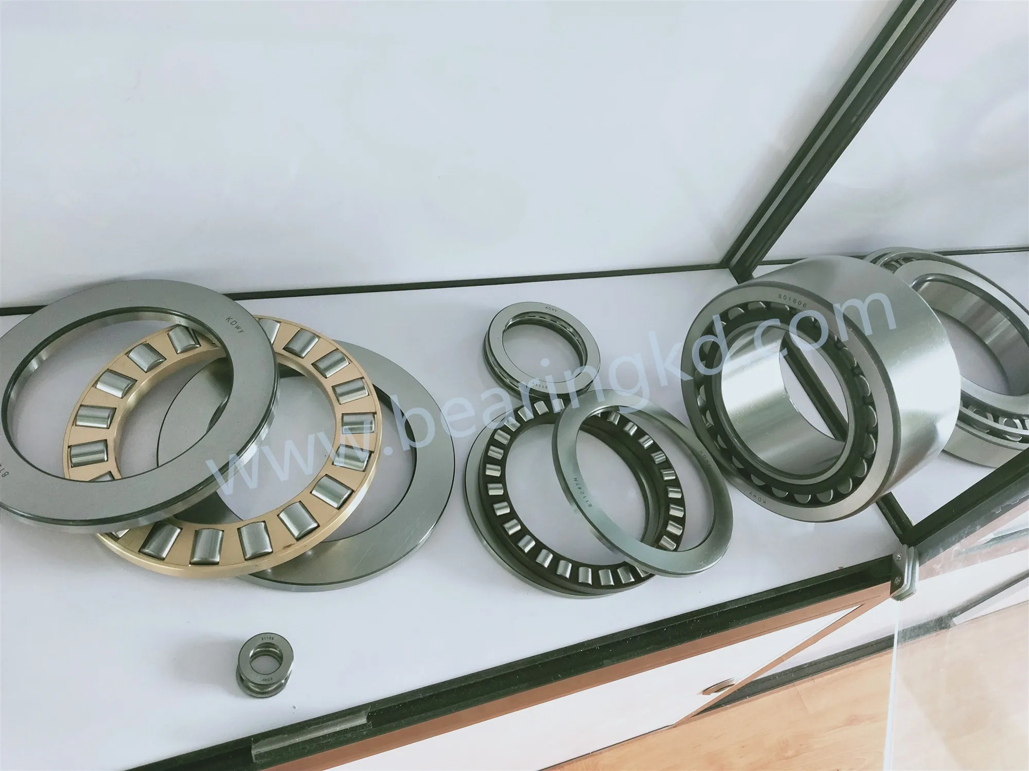 High Quality Precision Special Bearing Taper Roller Bearing Tbu 120 ...