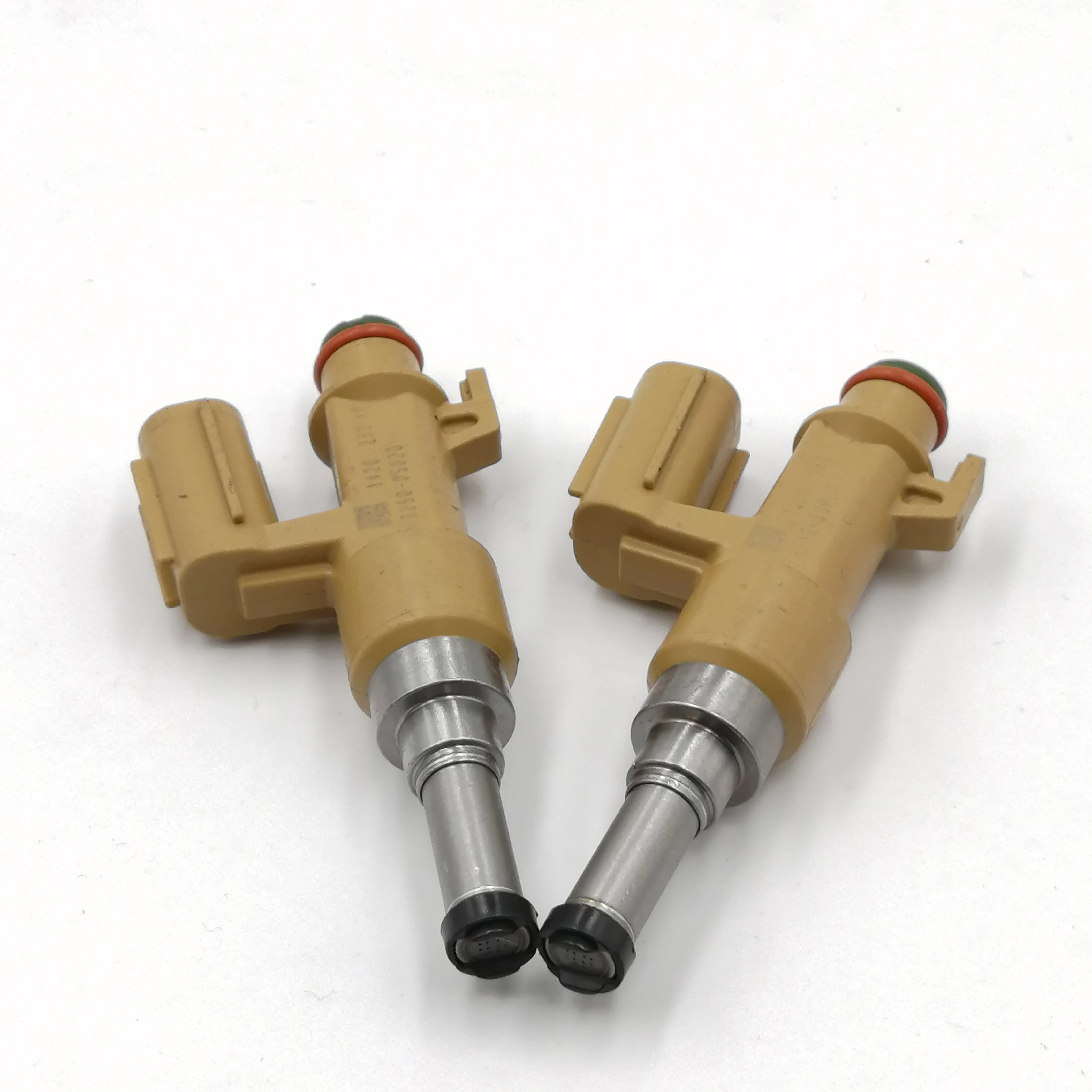 23250-0s020 23209-39165 Fuel Injector For Le-xus Ls460 1ur Ls570 3ur To ...