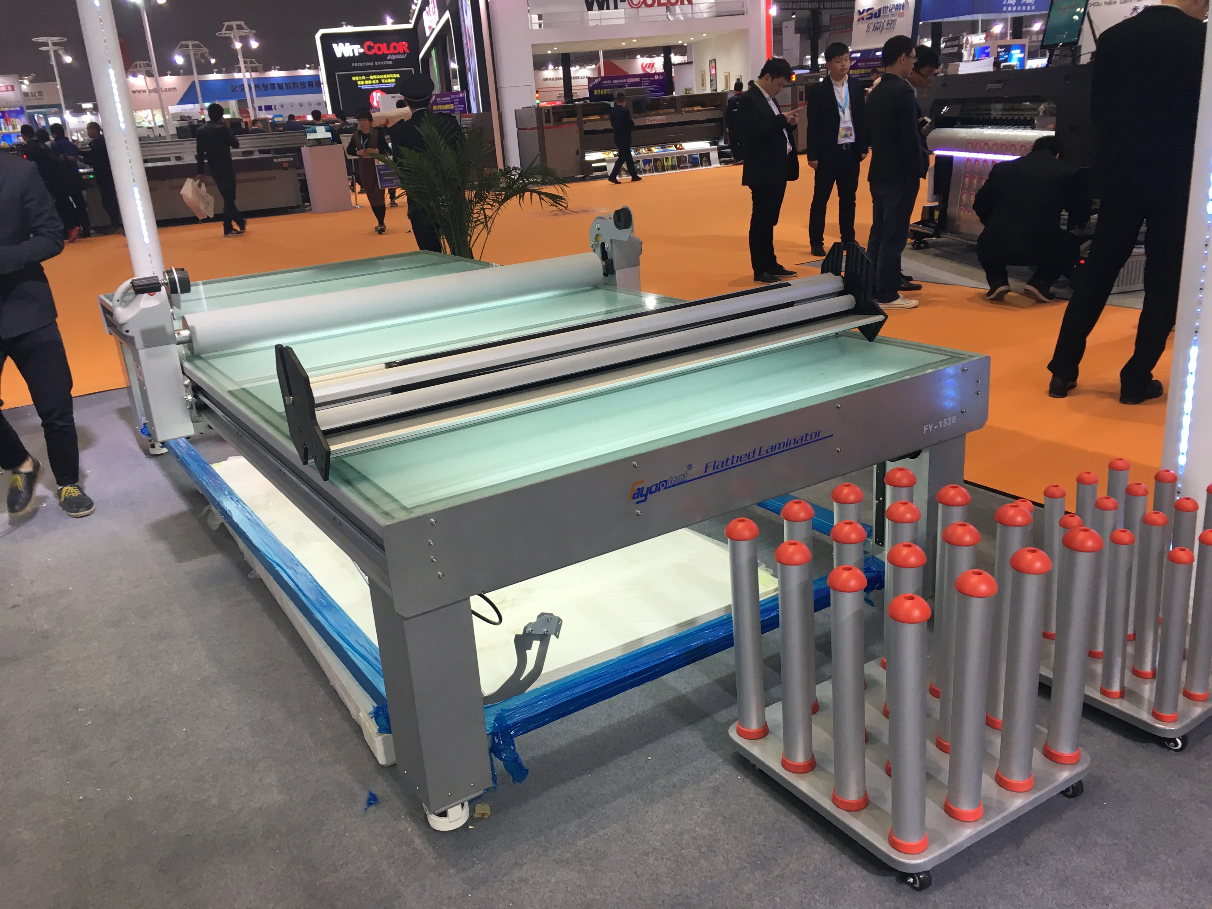 2 Fy1530 Fayon Bubble Free Large Format Flatbed Laminating Table - Buy ...