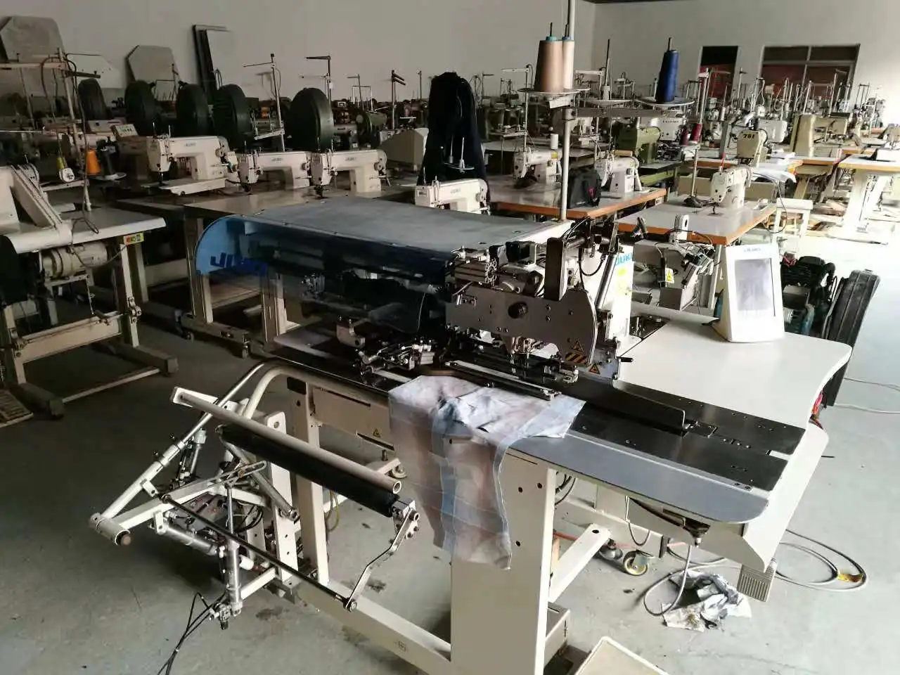 Used APW-895 Industrial Automatic Pocket Welting Sewing Machine