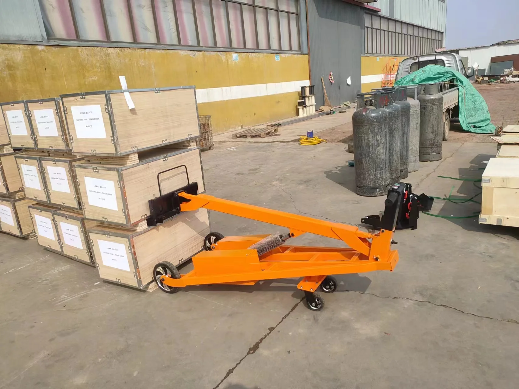 Portable Electric Hydraulic Truck With Lifting Capacity Of 300kg Hook ...