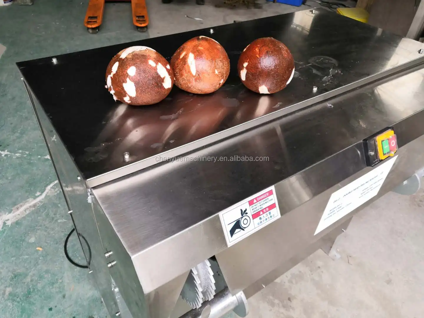 Coconut Peeler /peeling Machine For Coconut/automatic Coconut Husk ...