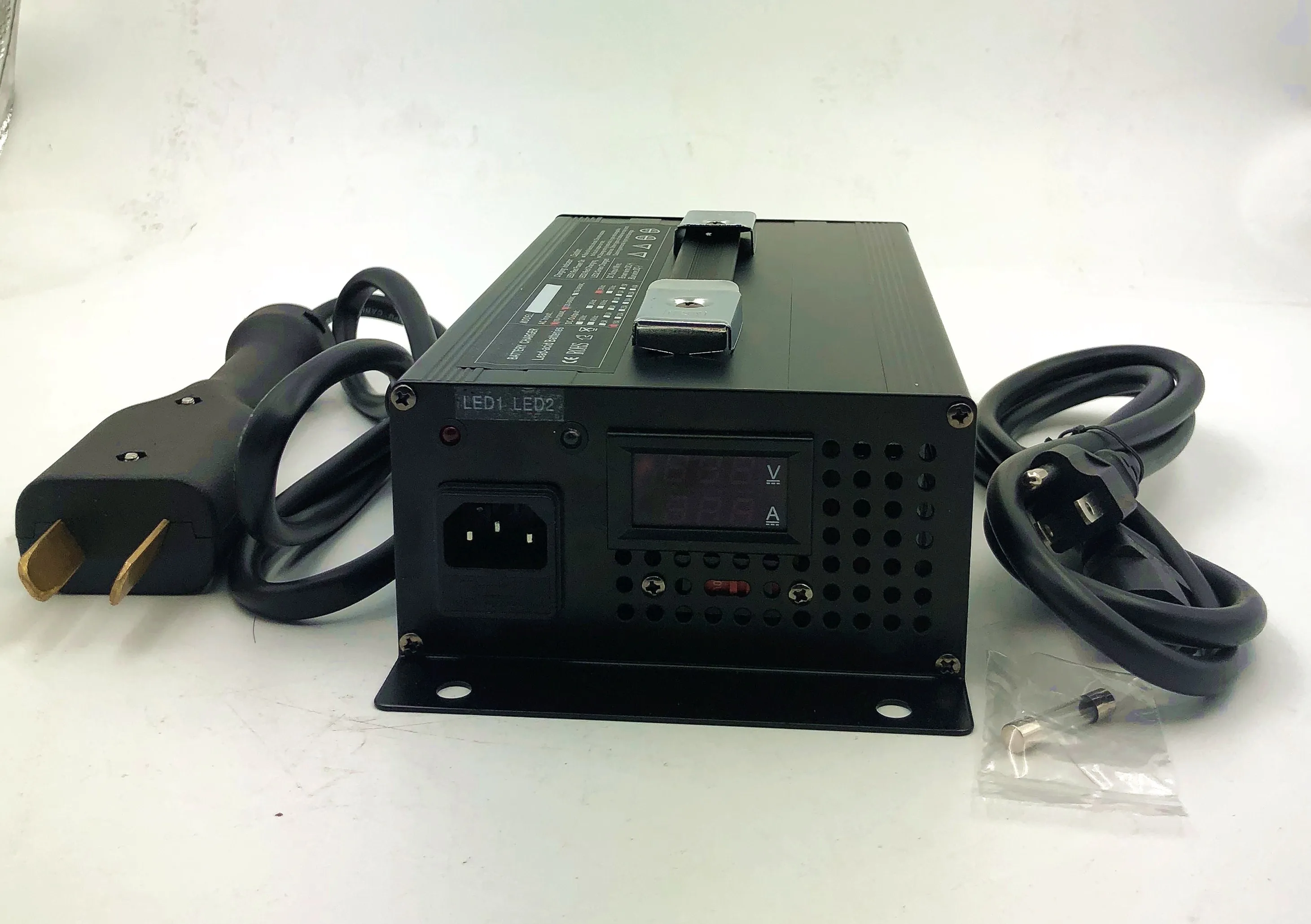 Ezgo Golf Cart Battery Charger - Rxv 48 Volt - Lester 48v/15a Lead Acid ...