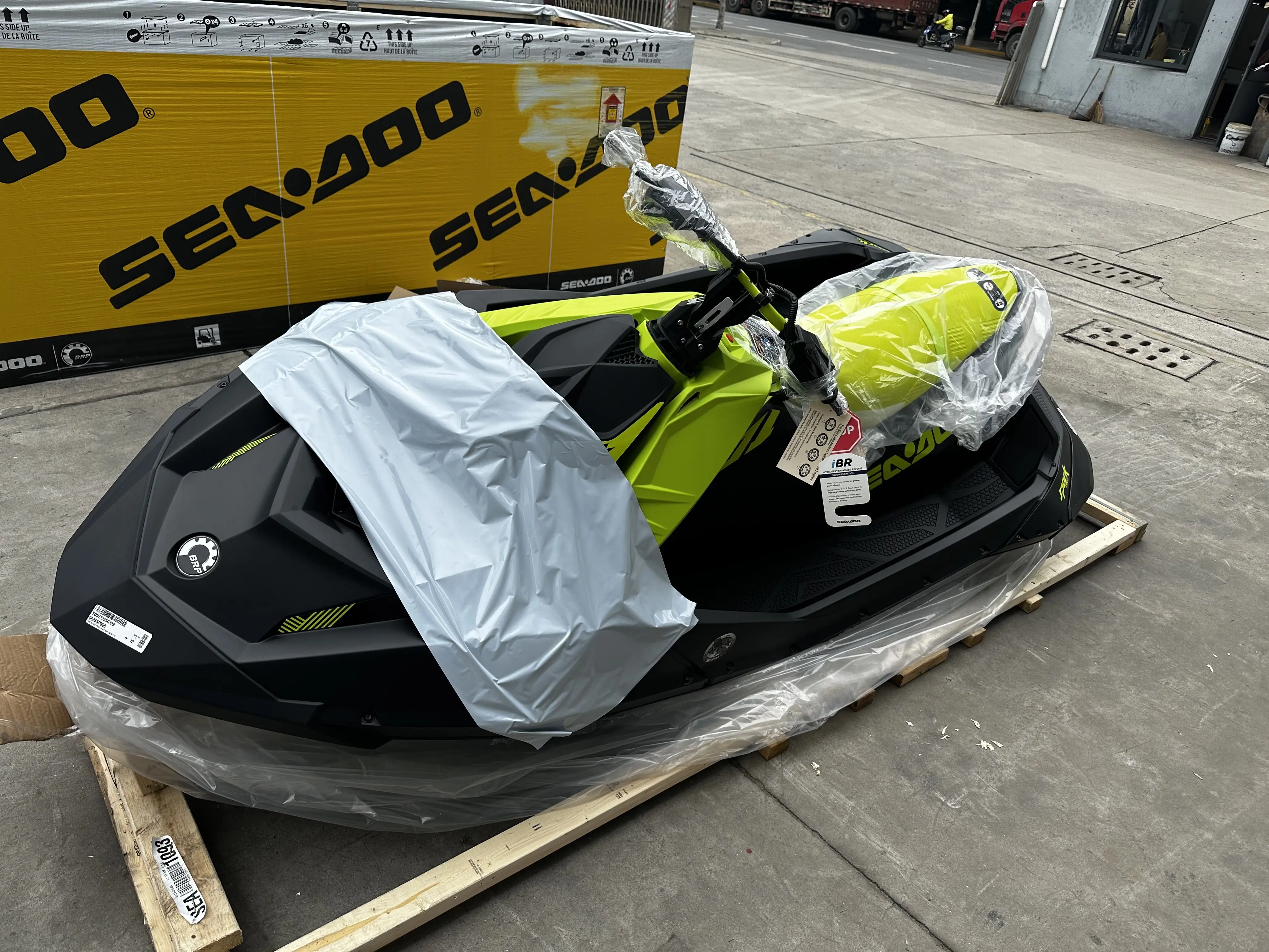 Brand New And Best Quality Bombardier 90hp Motor Boat 2 Up Brp Spark ...