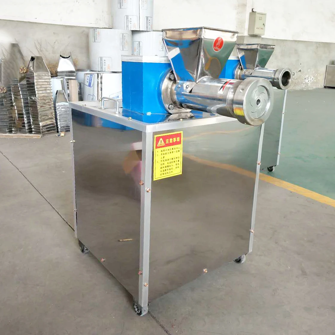 Stainless Steel Pasta Macaroni Making Machine Macaroni Extruder Machine ...