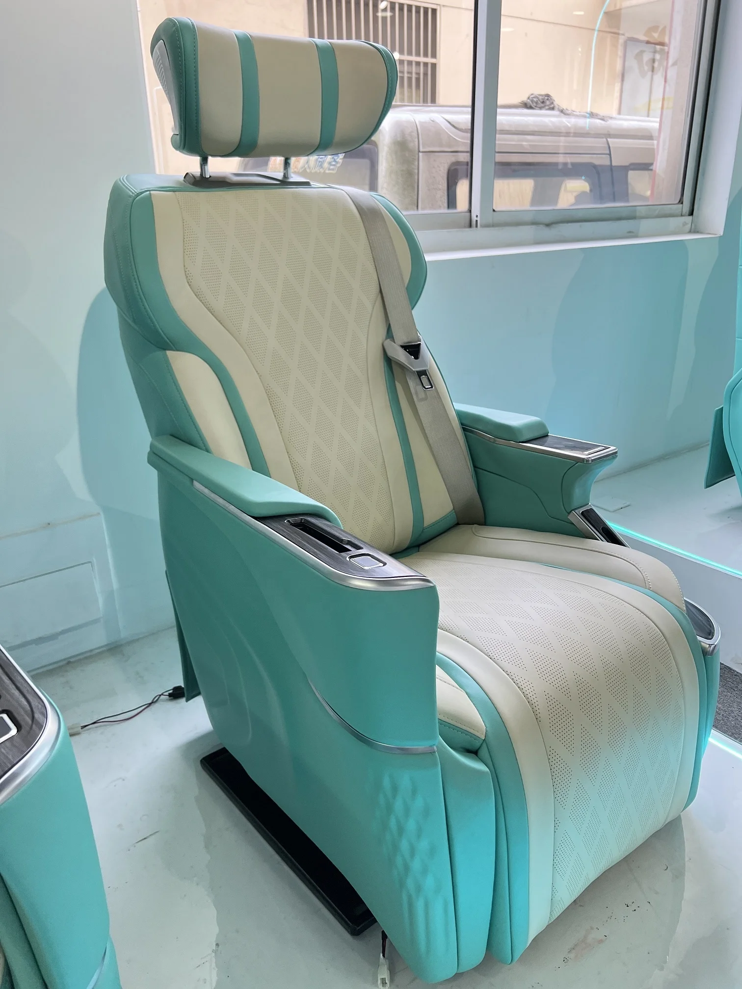 Luxury VIP Car Seats - Stylish Upgrade with Heating & Massage