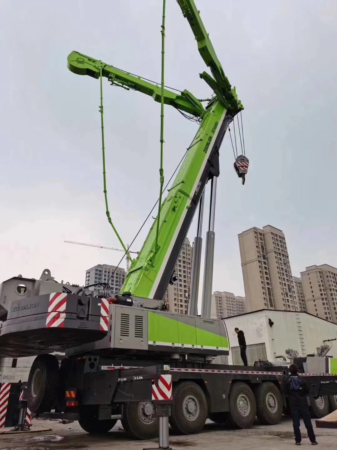800 Ton Mobile Crane - High Efficiency & Reliable Performance