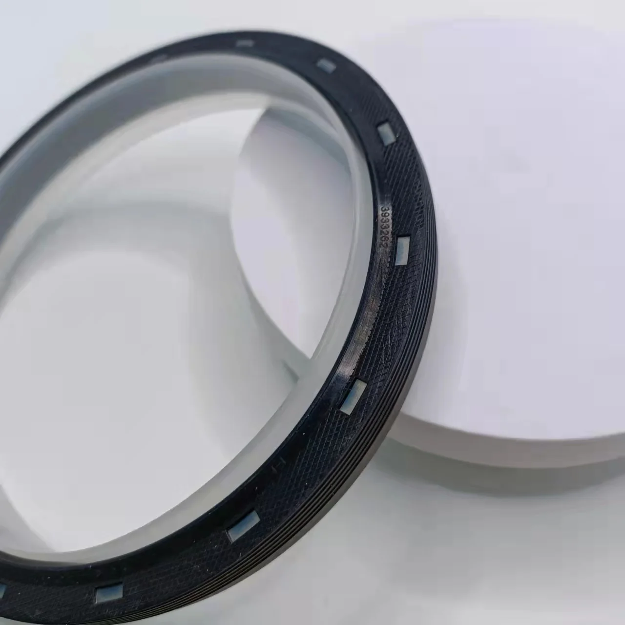 Diesel Parts Crankshaft Rear Oil Seal 3933262 - Buy 3933262,Oil Seal ...