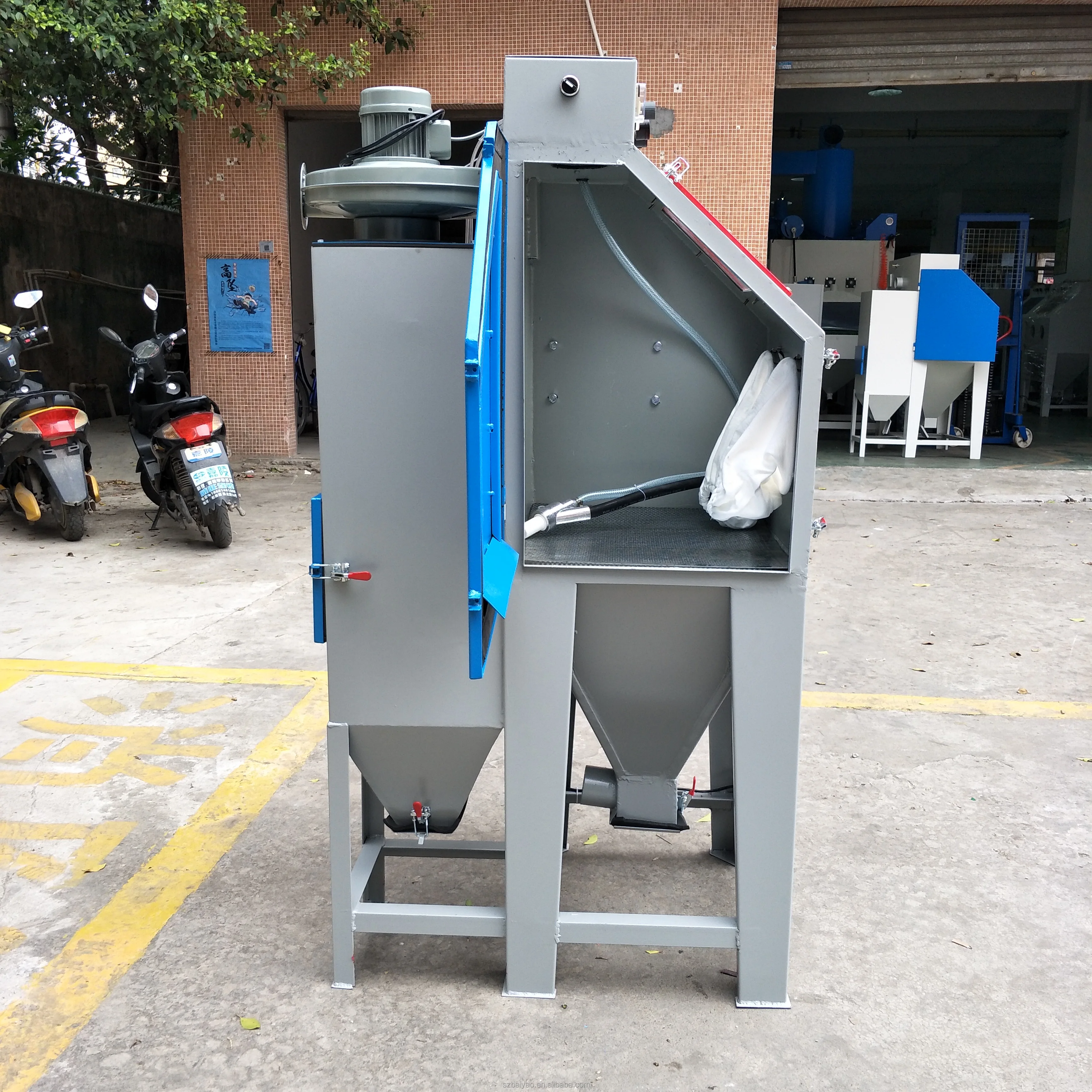 Mini Sandblasting Cabinet - Efficient Rust Remover