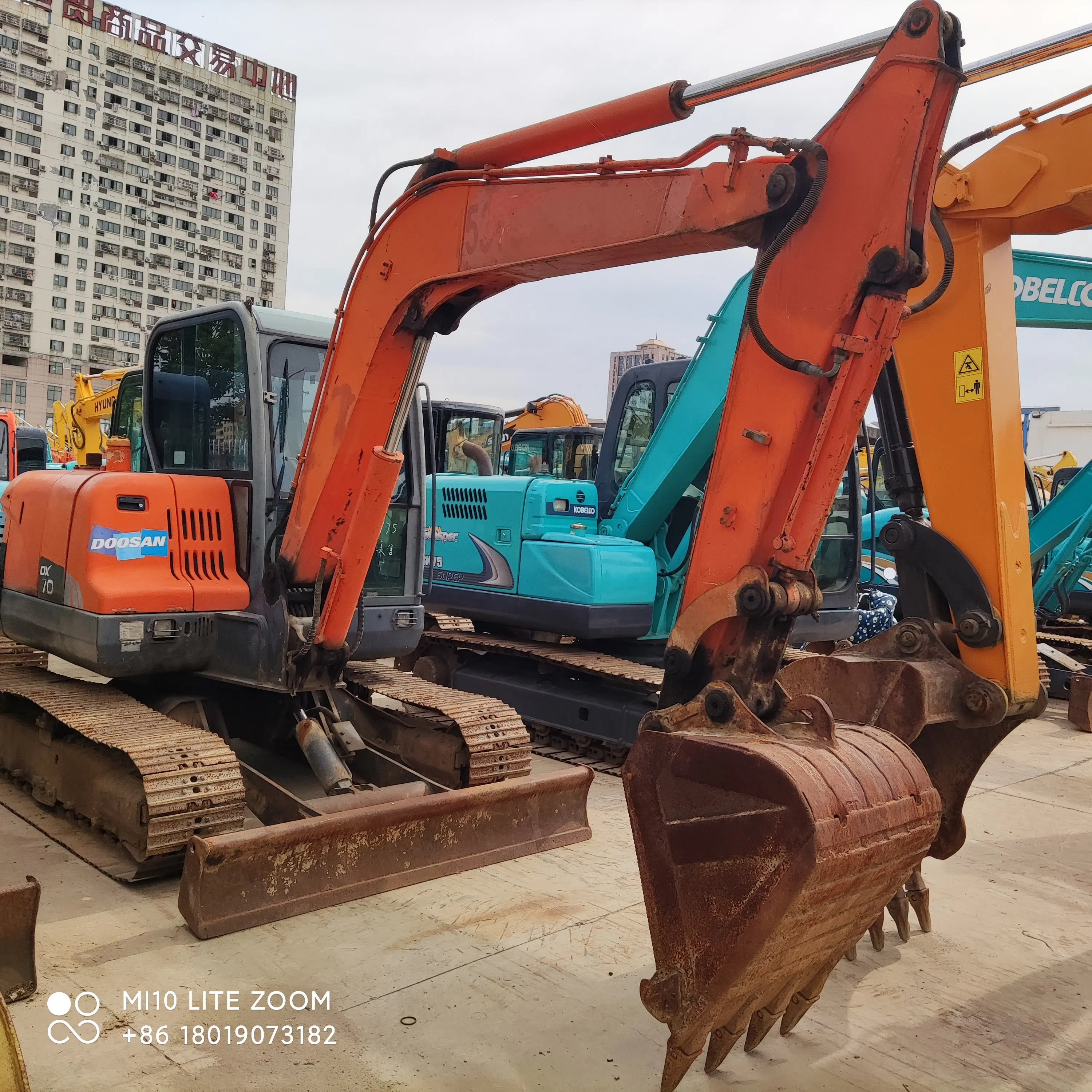 Used Second Hand Doosan Dx70 Dx80 Excavator Mini Doosan Excavator Cheap ...