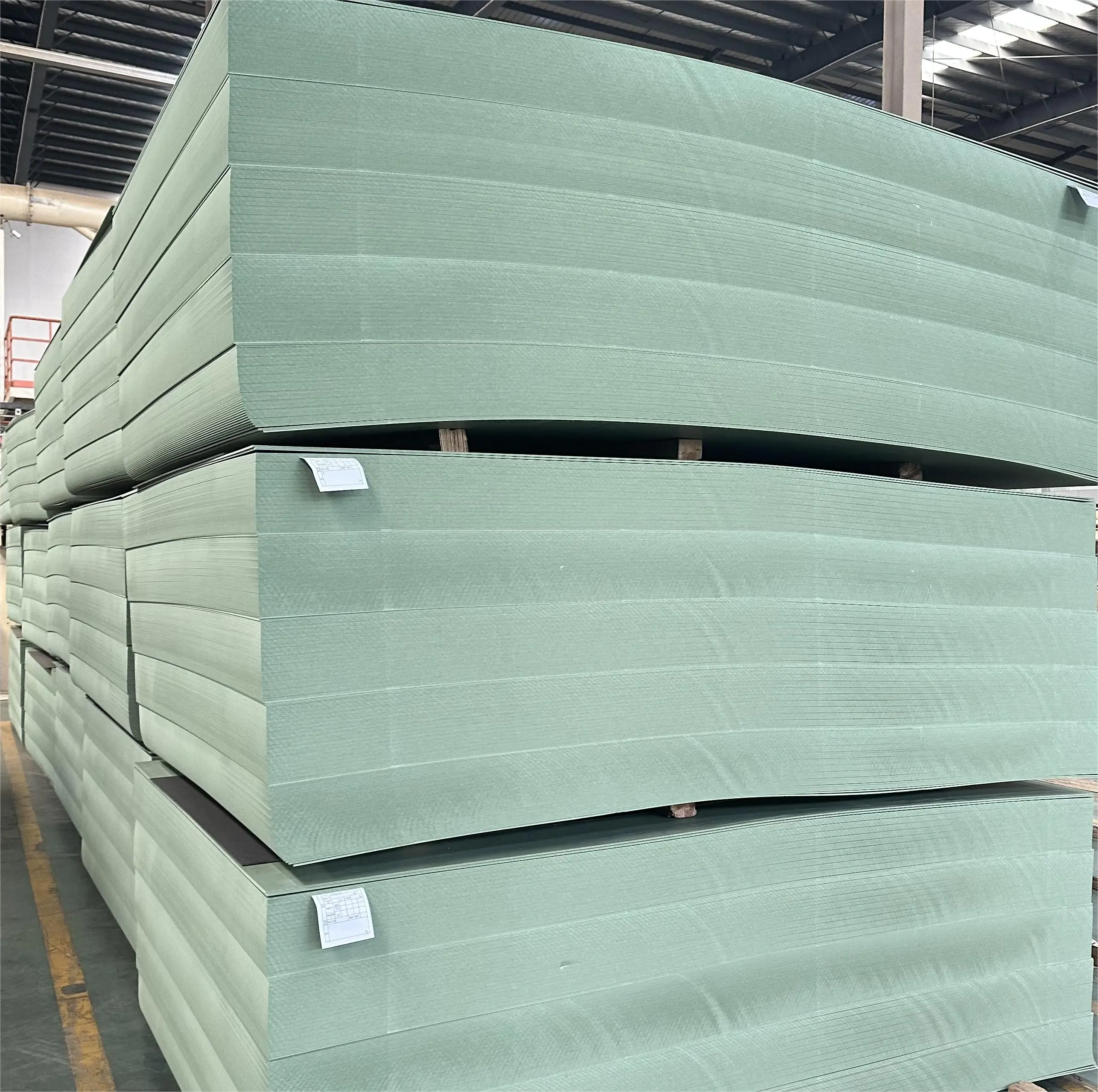 18mm Green Waterproof And Moisture-proof Mdf For Furniture - Buy ...