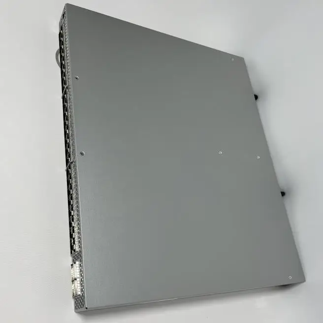 Brocade EMC DS-6505B 16gb FC SAN Switch - 24 Port Active