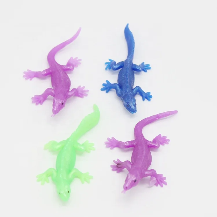 Wholesale Promotional Toys Yiwu Supplier Cute Small Capsule Stretched ...