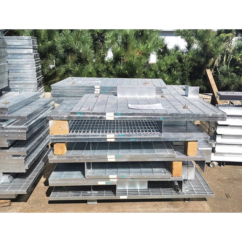 Heavy Duty Walkway Channel Steel Grate - High Load Capacity