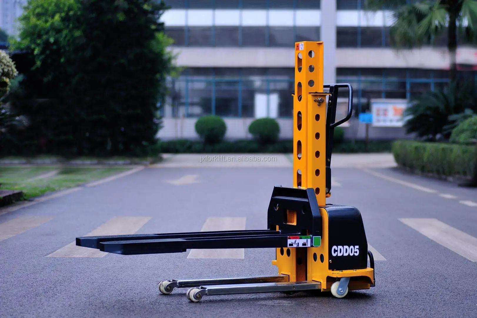 500kg Self Loading Portable Forklift - Efficient 2020 Stock