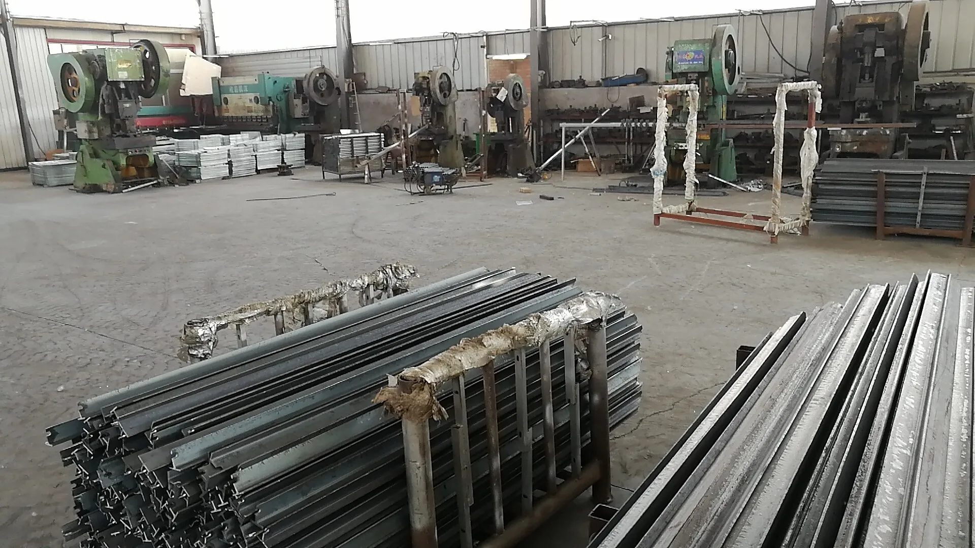 Table Grape Trellis Systems - Open Gable Trellis by HB JINSHI