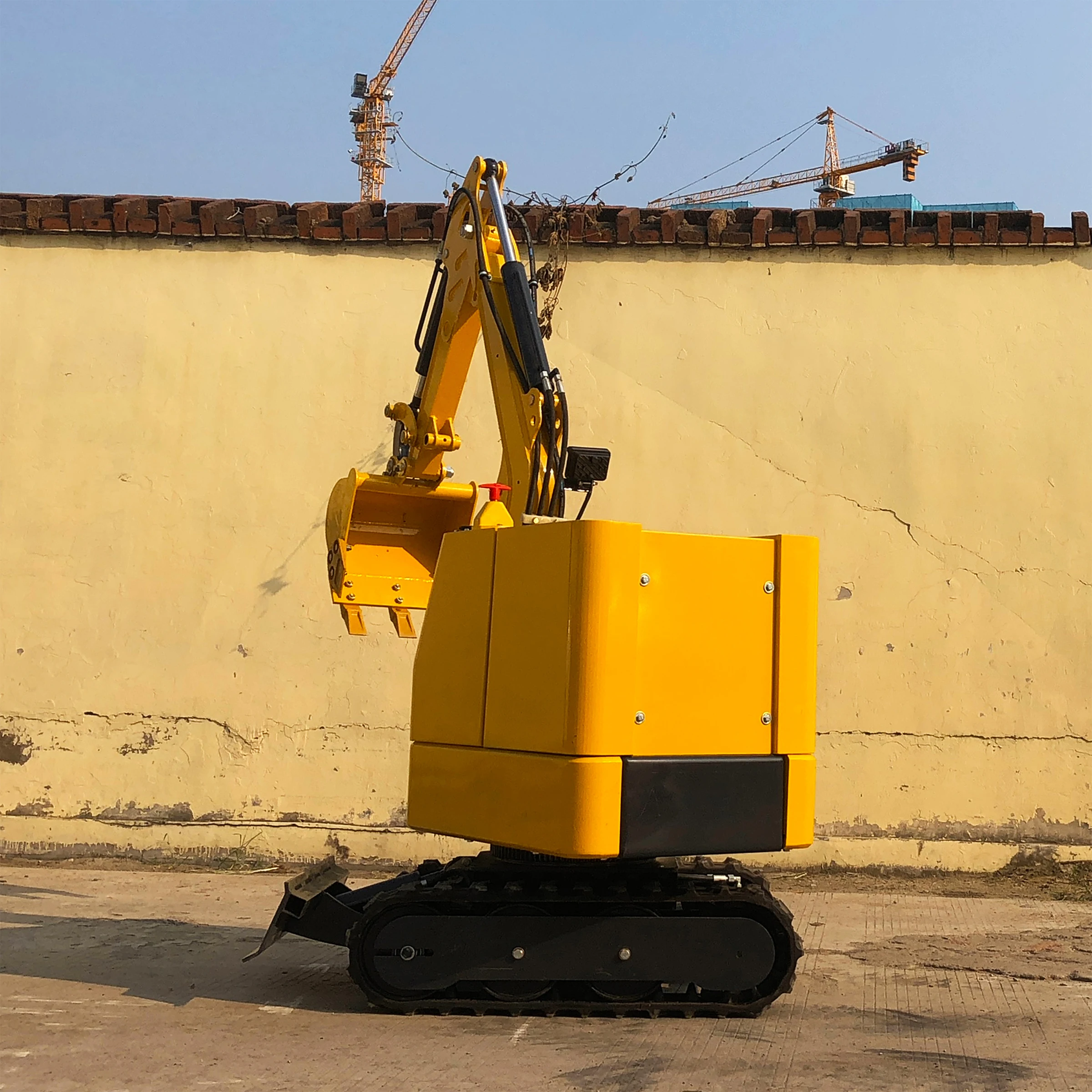 Automated Remote-controlled Excavators Help Modernize Agriculture with ...