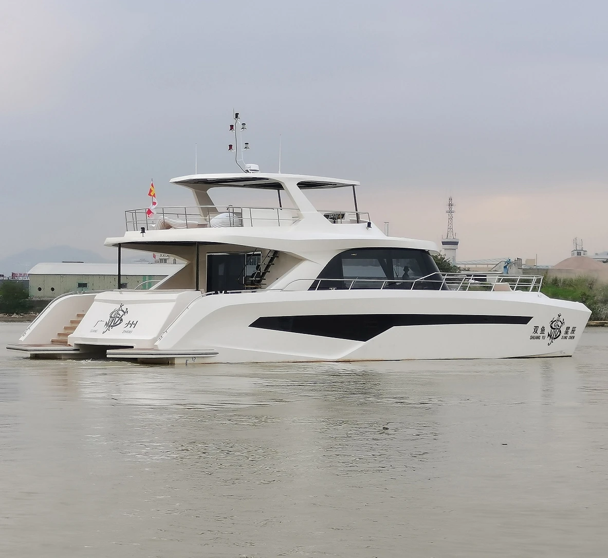 Luxury 70-Foot Catamaran Yacht for Leisure, Fishing & Sightseeing ...
