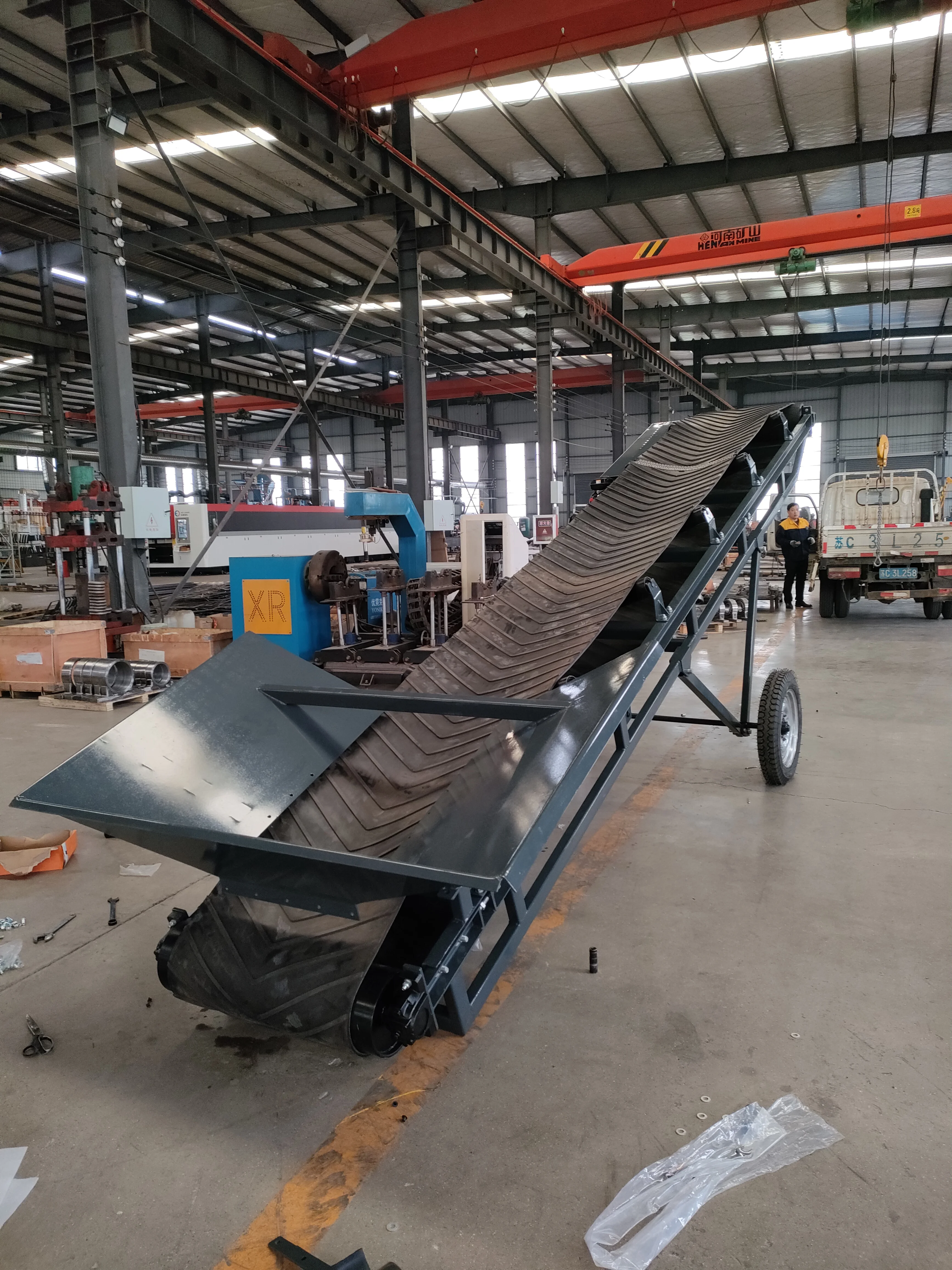 Soil Dirt Conveyor Portable Belt Conveyor Mobile Stacker 6 Meters Long ...