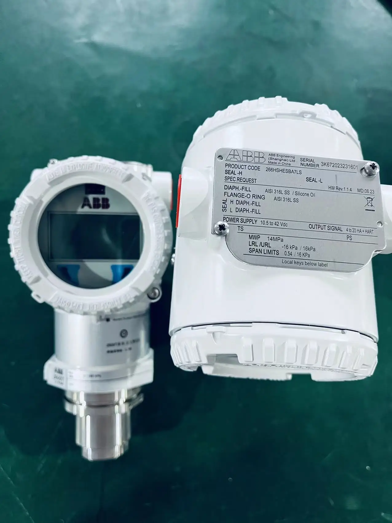 Temperature And Pressure Transmitter Awt420a1a1p1y0y0e5-m6 Original ...