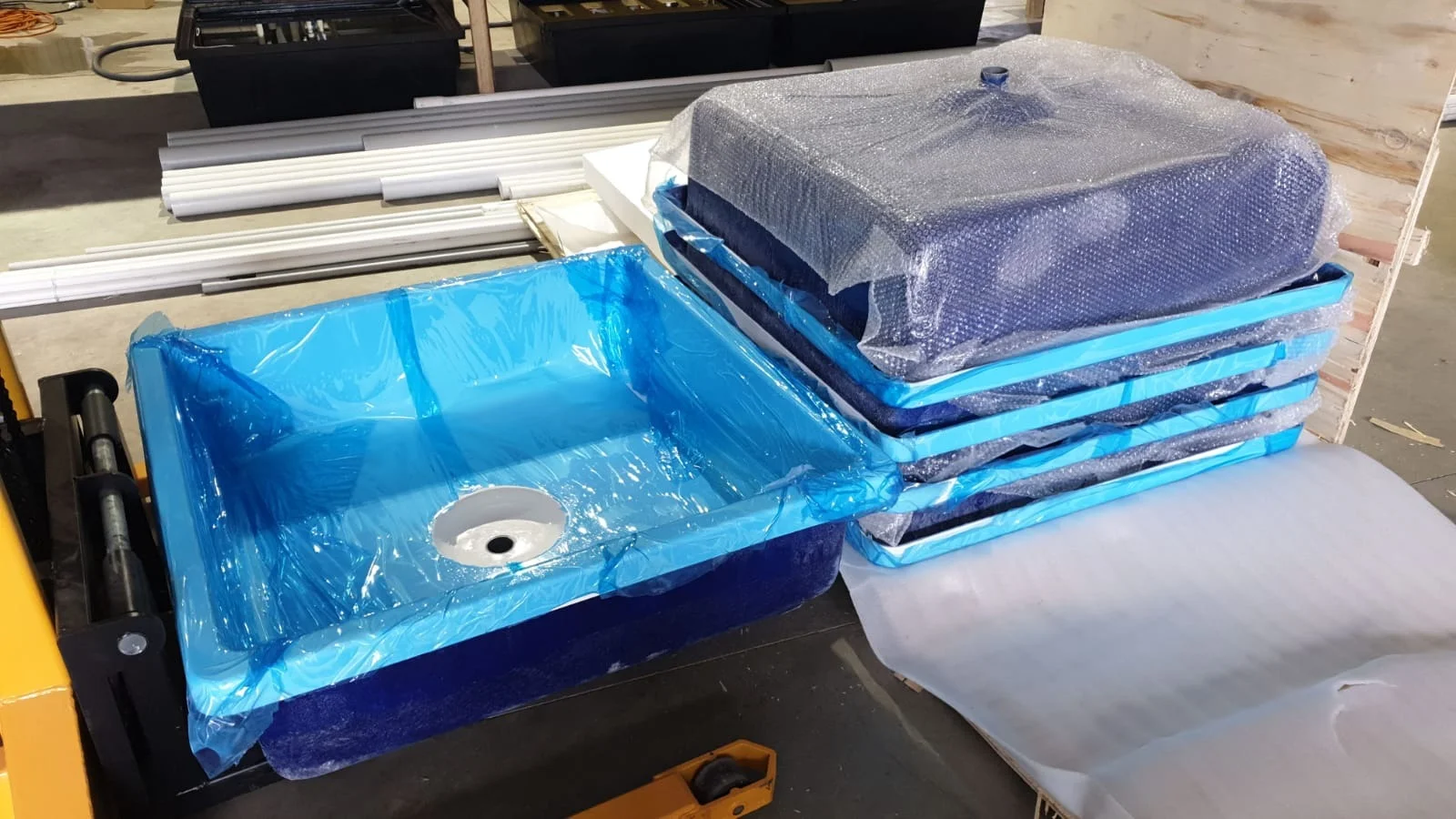 KX Glass Fiber Reinforced Plastic Fish Pond for Japanese Lanshou Fish