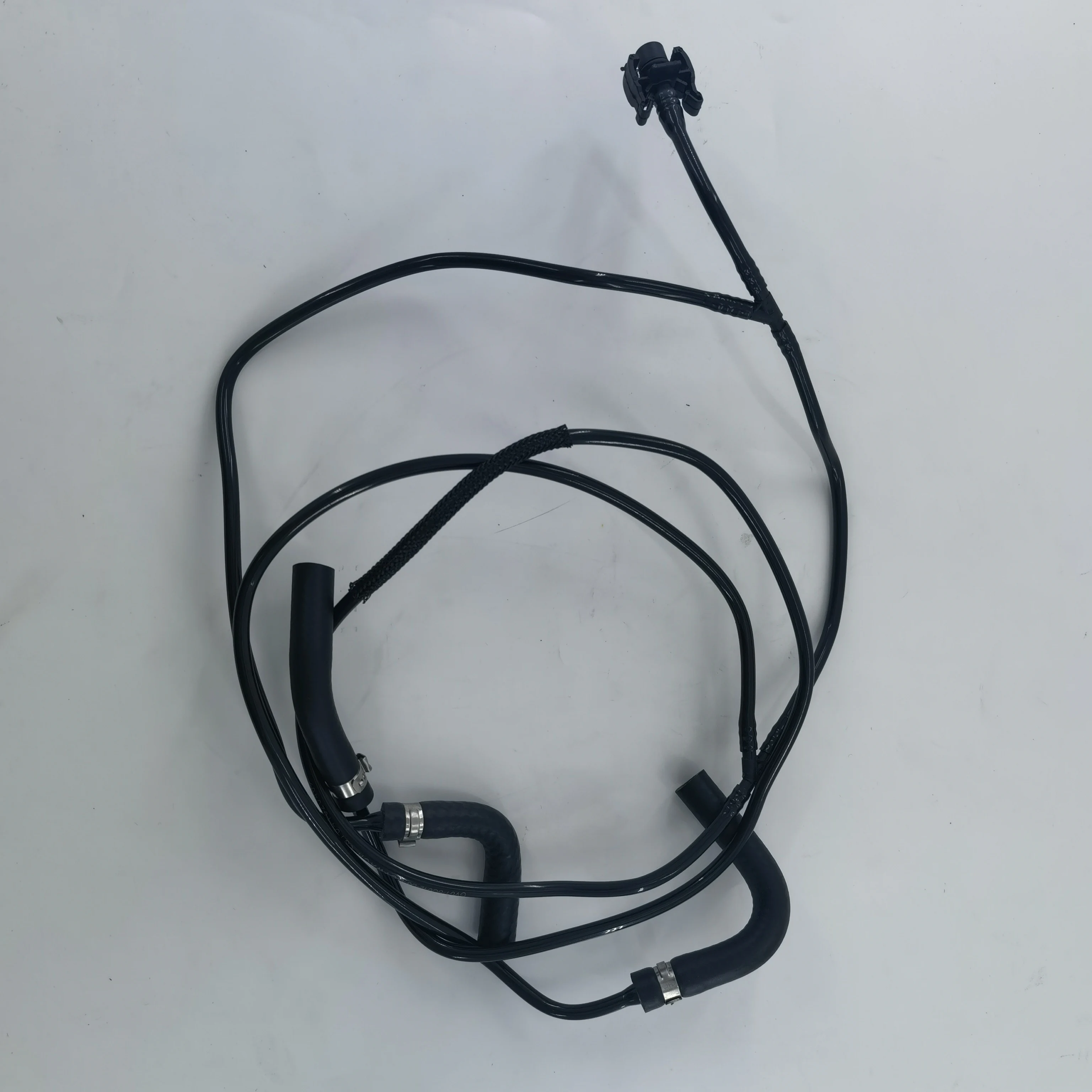 Auto Parts GV61-8C012DF 1941025 for Ford Kuga Mk2 1.5 Pipe Tank to ...