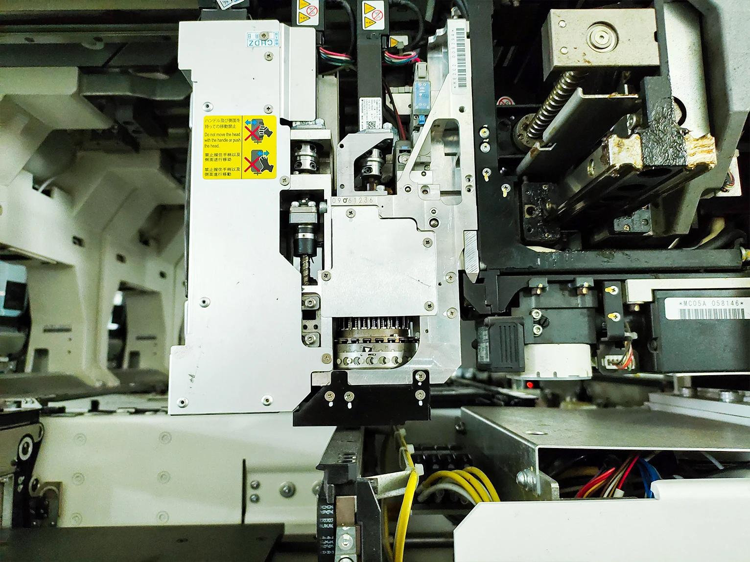 Fuji Nxt Ii Modular Smt Placement Machine Assembly Chip Mounter Electronics Smd Assembly Machine ...