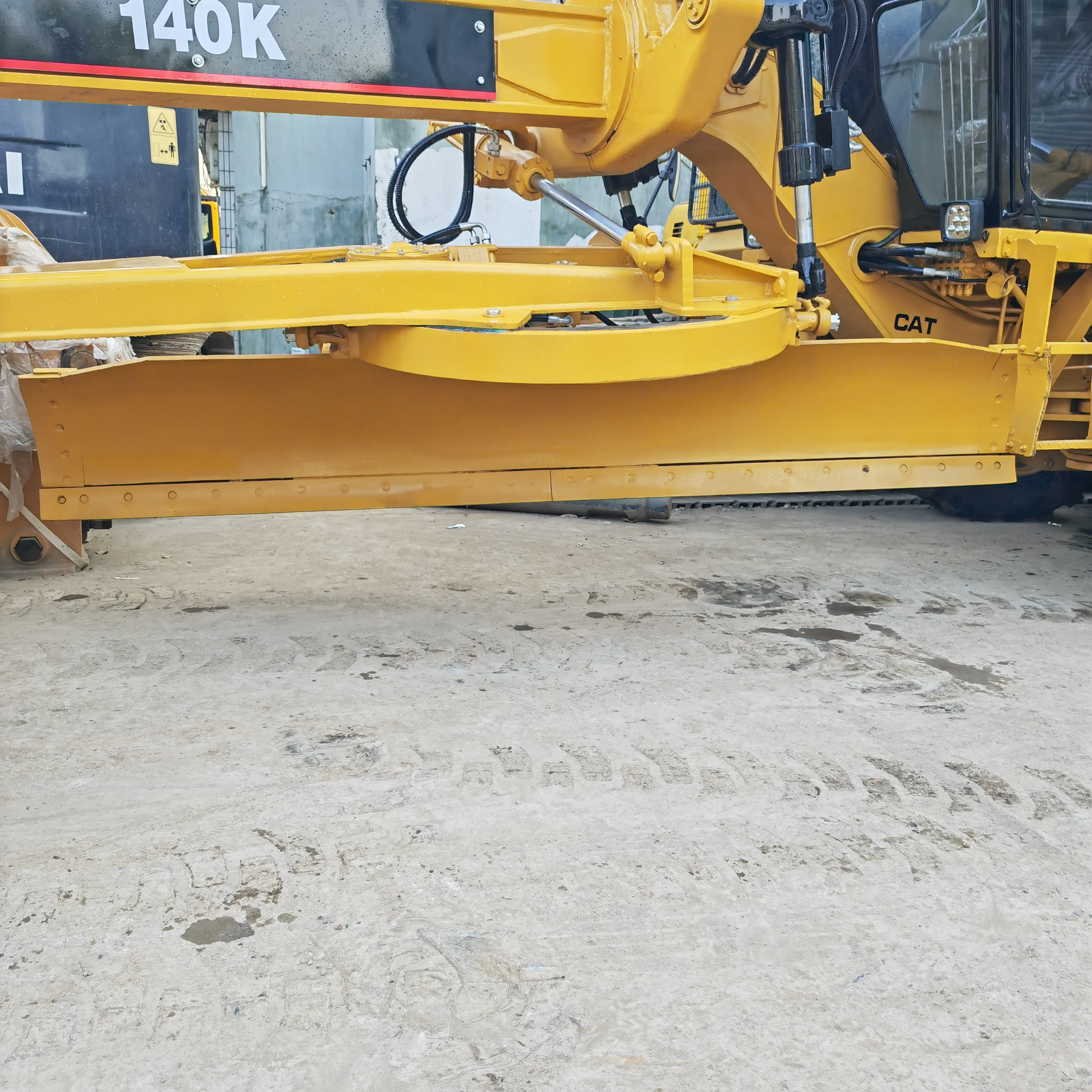 Brand New Caterpillar 140K Motor Grader Price Low, USA Made CAT Road ...