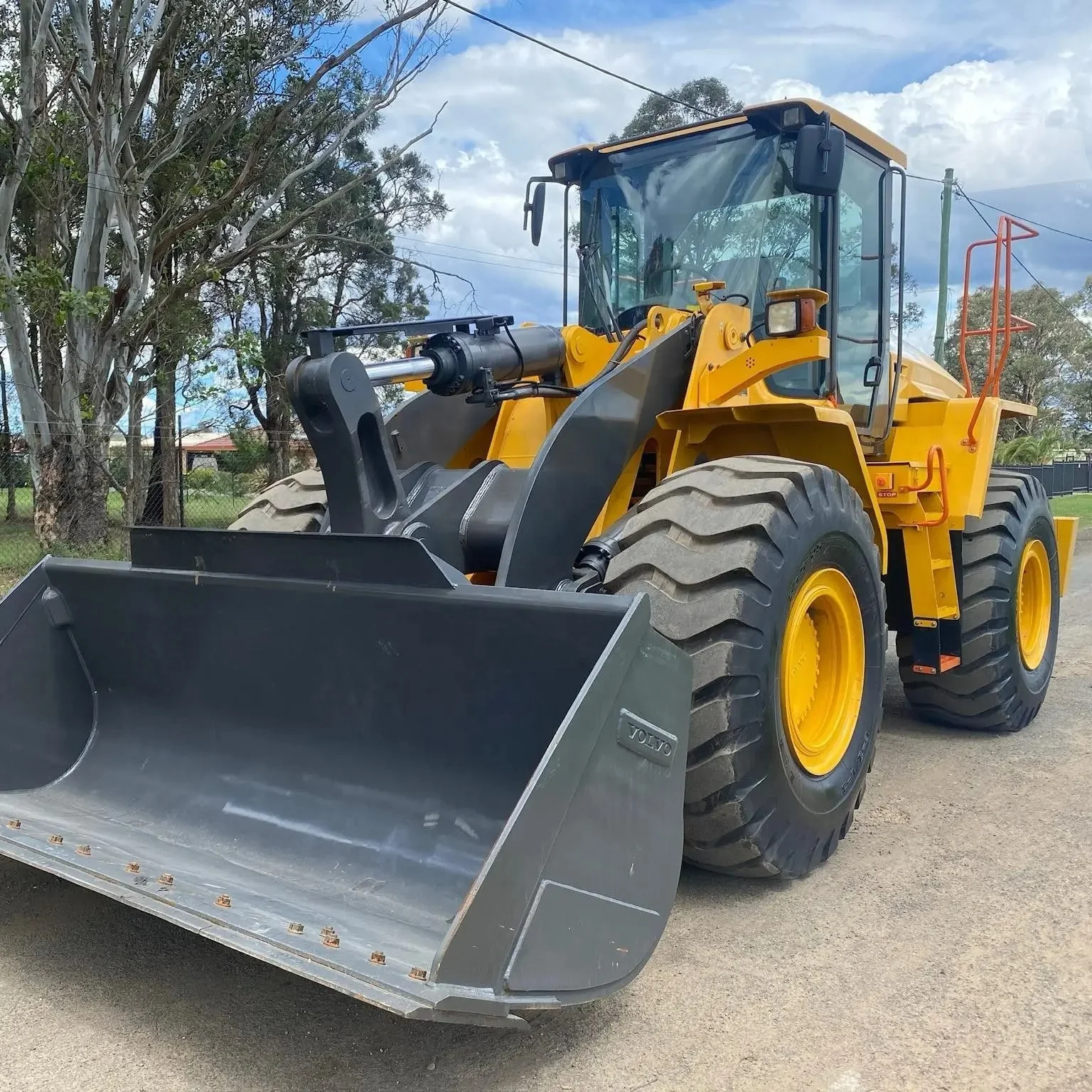 Free Shipping! Wheel Loader Ce/epa 600 Kg 1 Ton 2 Ton 3 Ton Mini Wheel ...