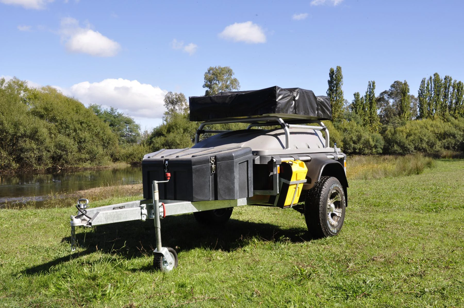 Rear Folding Travel Trailer - off-Road Camper for Sale