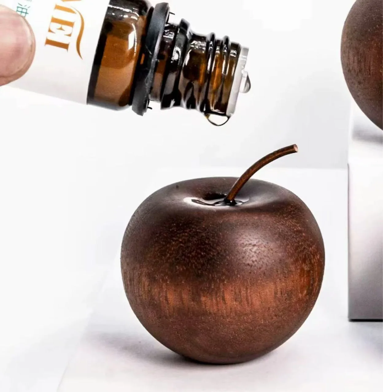 Ebony Sapele Wood Apple Diffuser | Car Air Freshener | Office & Hotel ...
