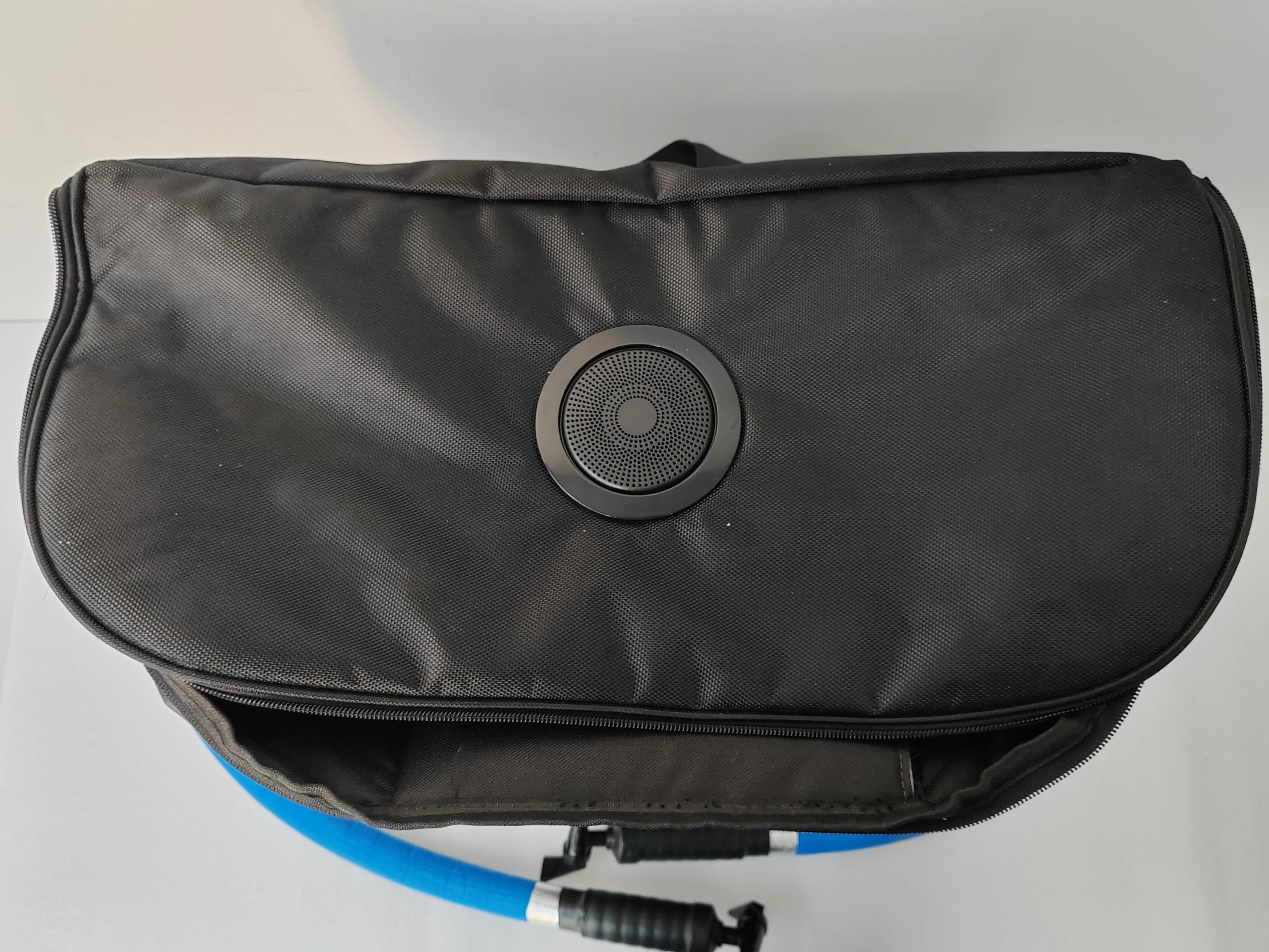 Backpack Water Dispenser - Portable Hot and Cold Beverage
