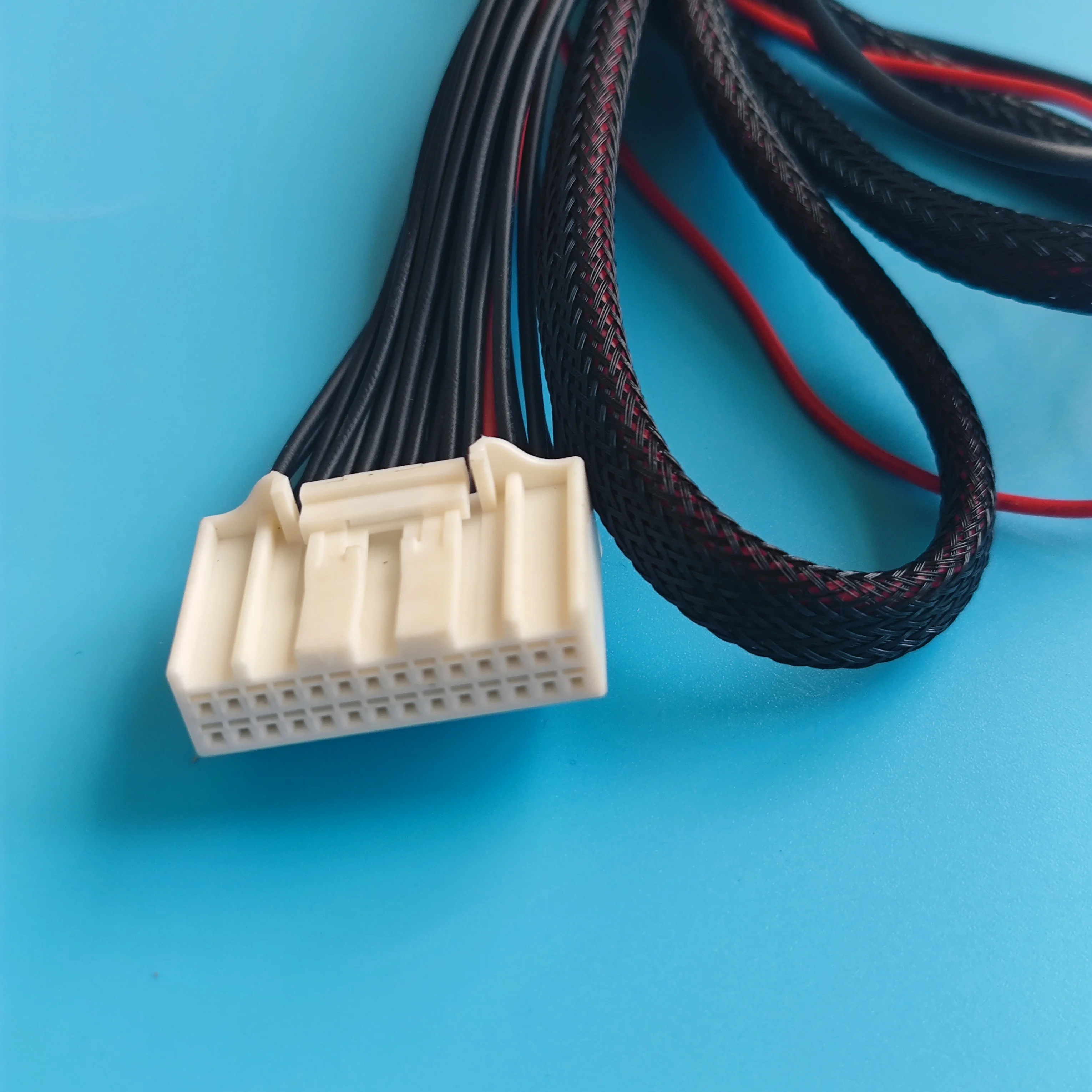 28 Pin Male to Female Automotive Radio ISO Wire Connector