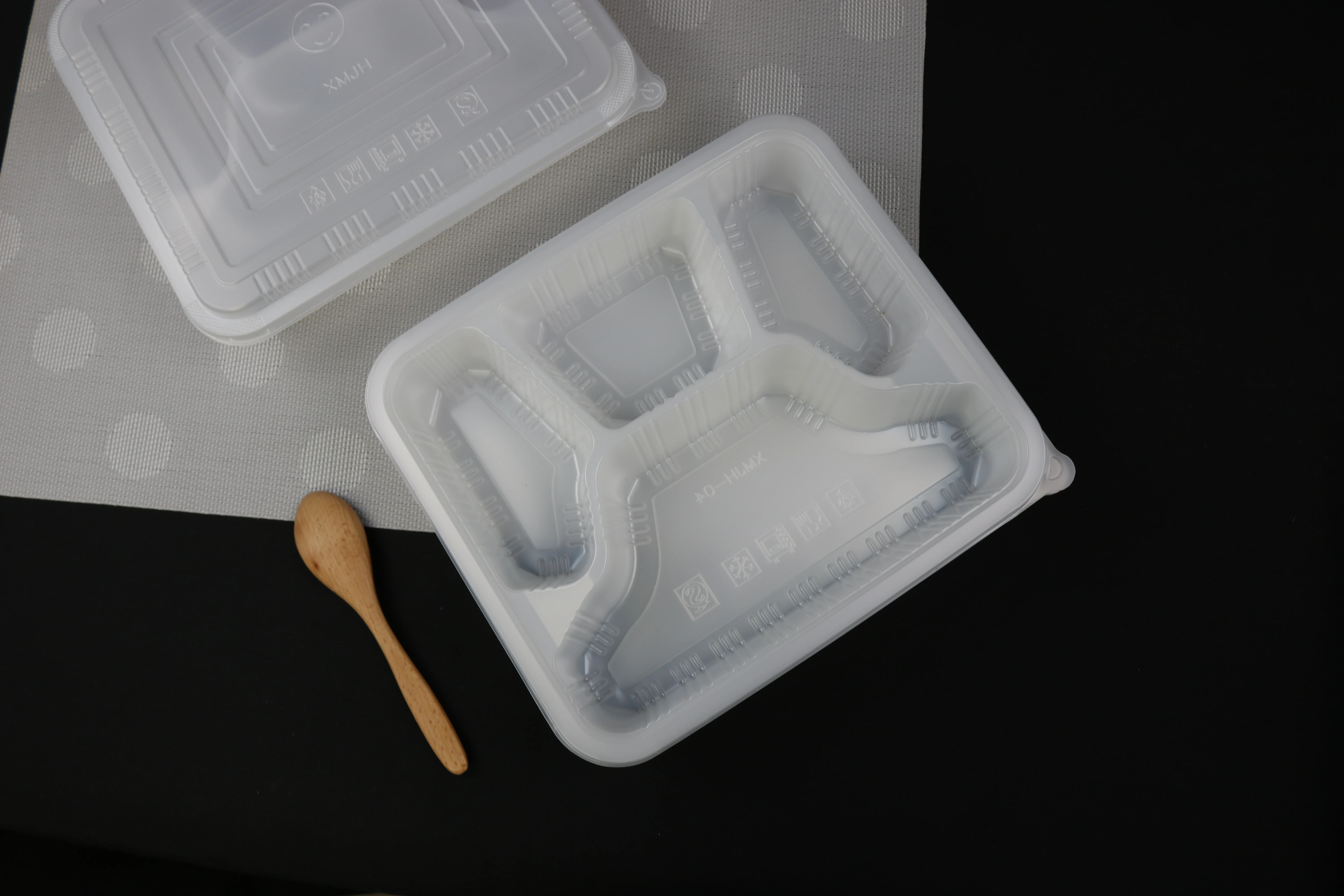 Plastic Food container 3 division disposable lunch box| Alibaba.com