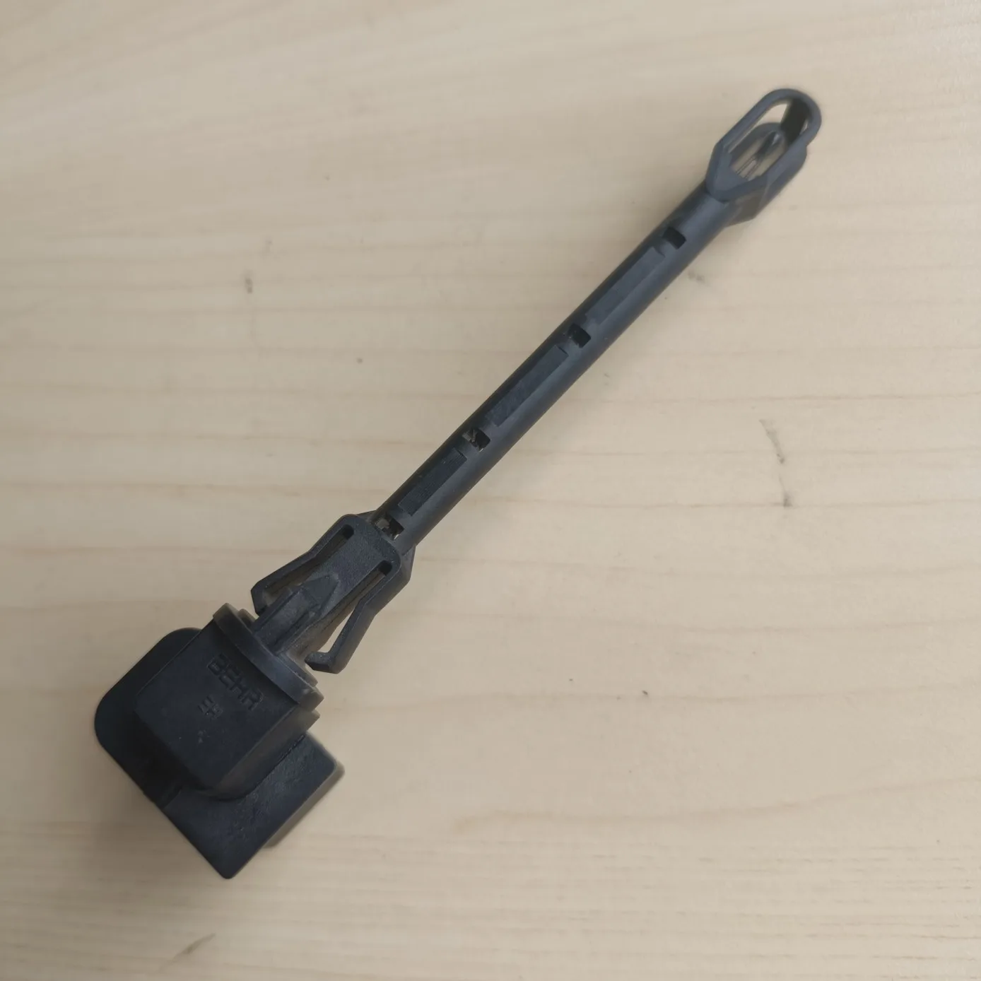 Second Hand Air Conditioner Temperature Sensor 21396128 For Volvo Truck ...