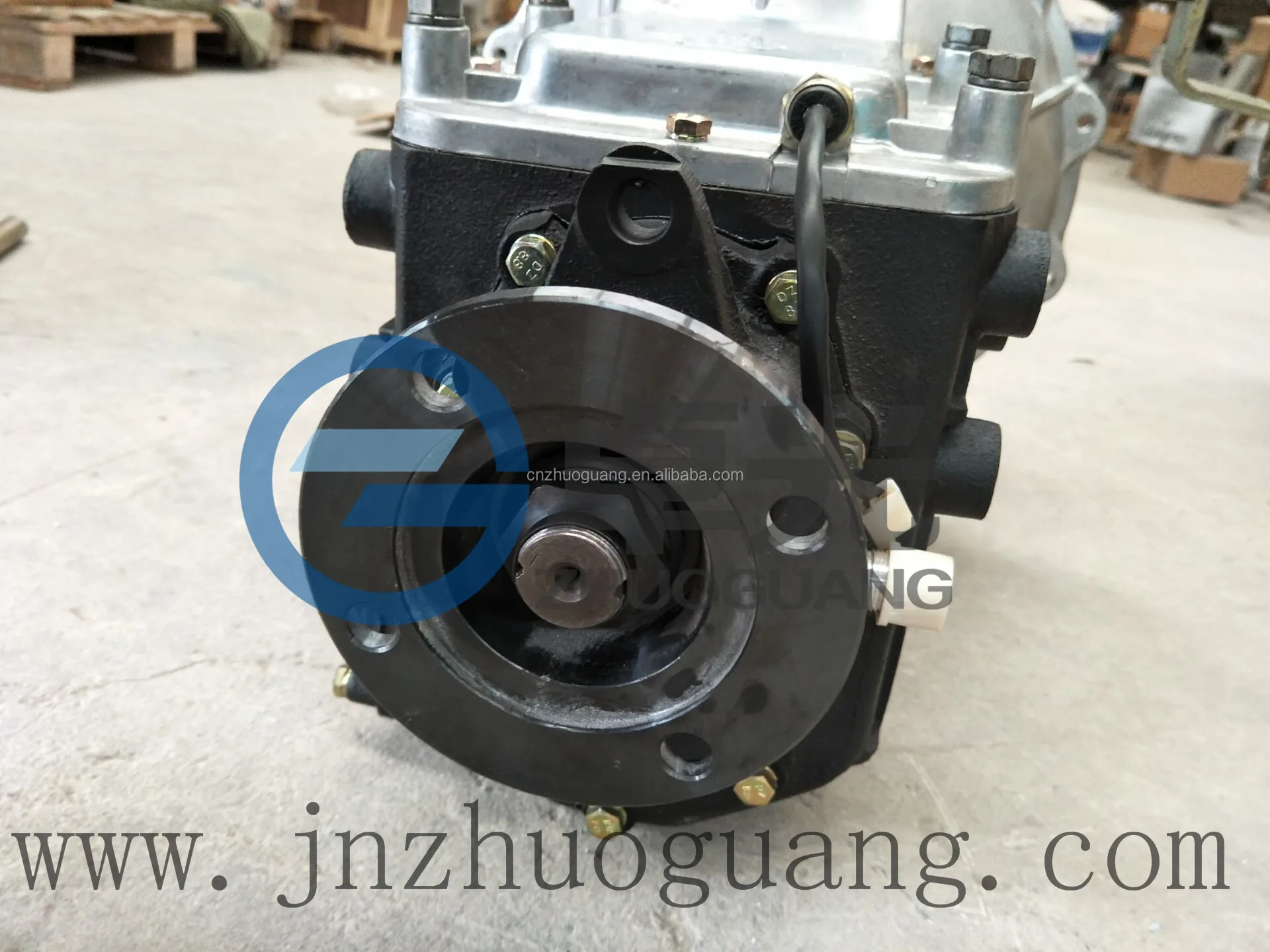 Original Gearbox for FOTON Truck Parts 1049C - 1105917100001