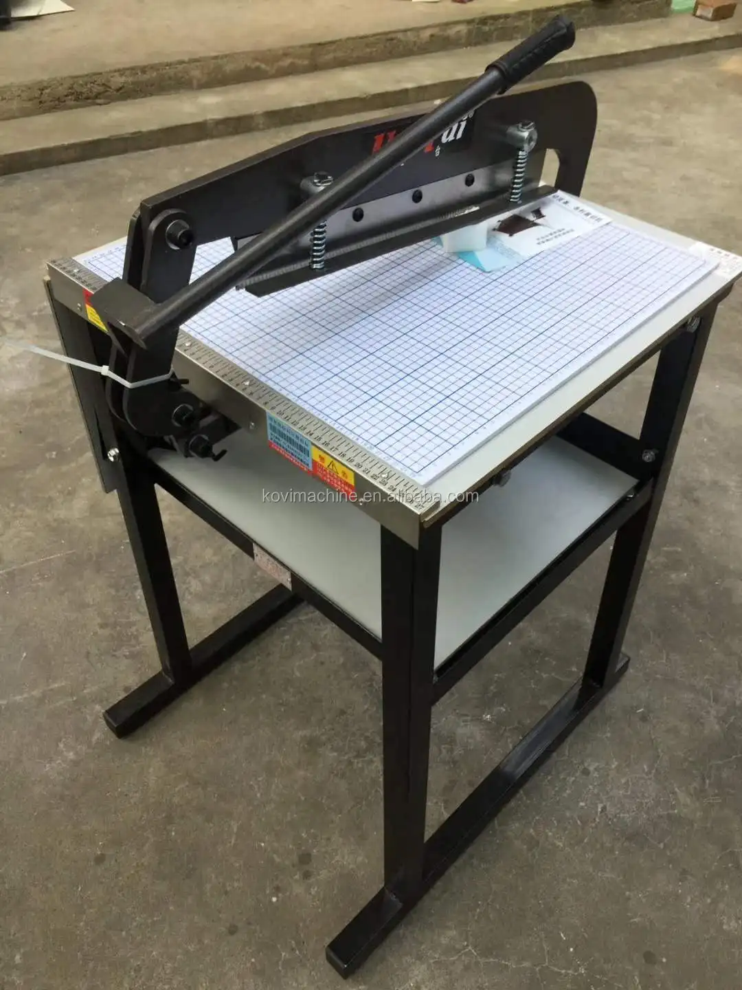 Fabric Round Sample Cutter Cutting Table For Textile Apparel Cloth ...