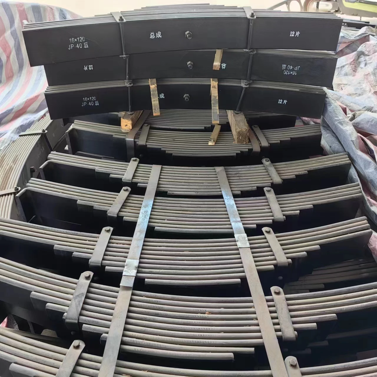 Sinotruk Howo Shacman Faw Suspension Leaf Springs - Buy For Howo Truck ...