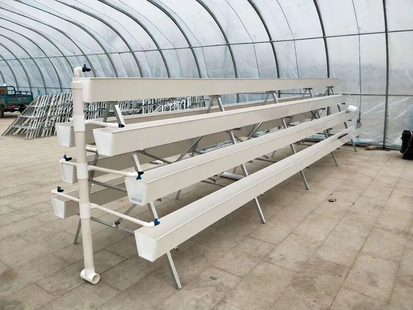 Nft Channel Vertical Nft Hydroponic System For Greenhouse Agricultuiral ...