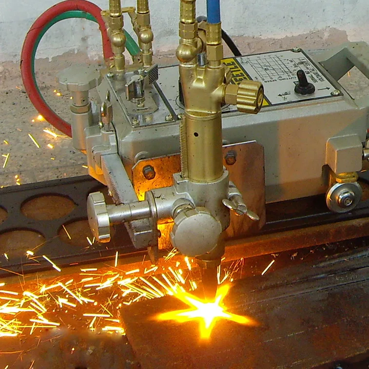 High Quality Cast Iron Potable Line Gas Cutting Machine