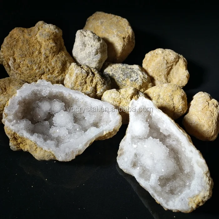 Natural Rock White Geodes Quartz Crystal Specimens Round Small Crystal ...