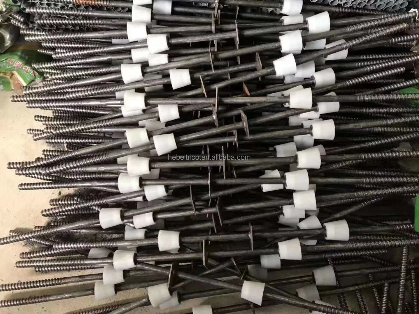 Concrete Formwork Accessories - Waterstop Tie Rod System