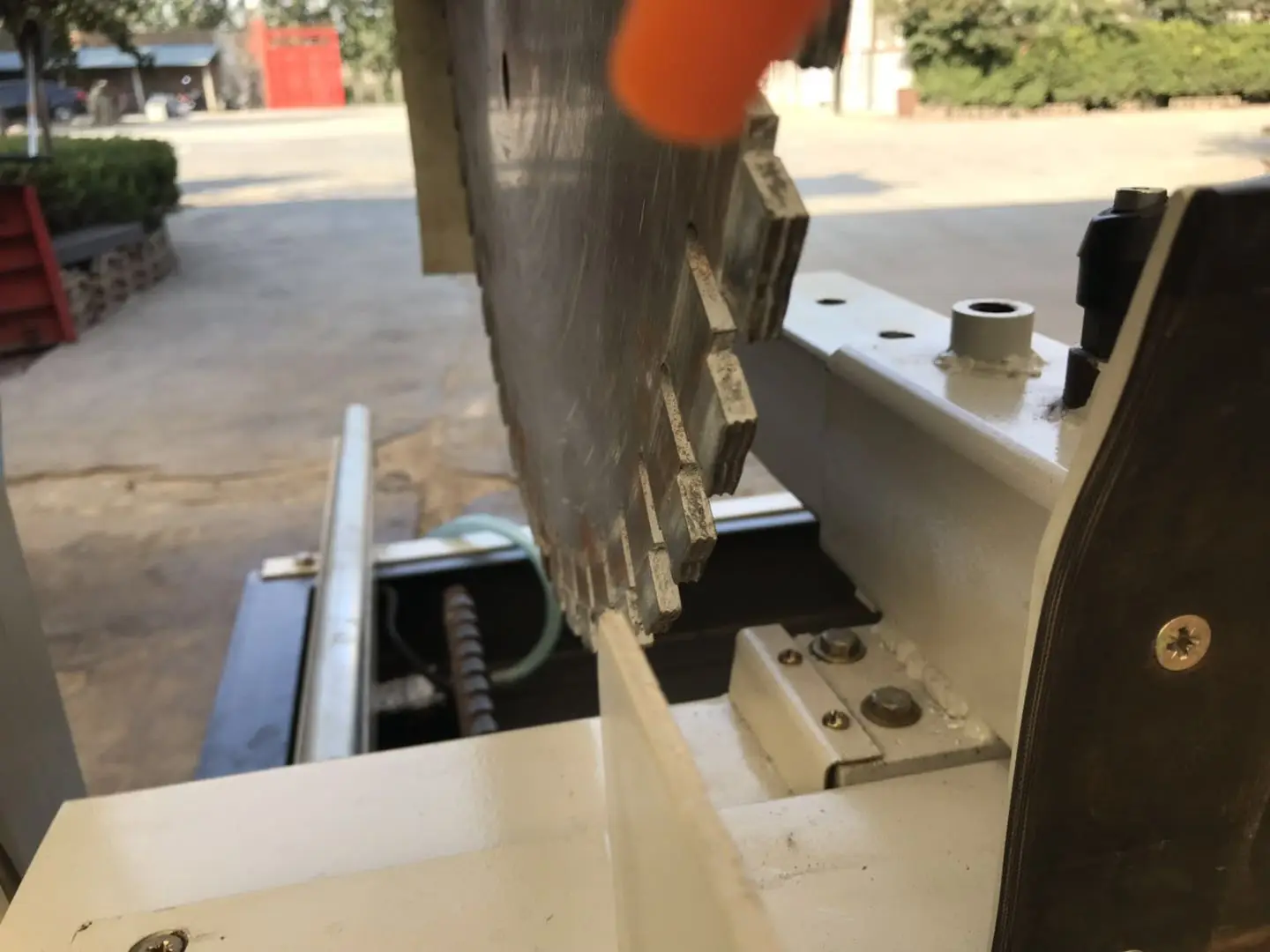 Stone Cutting Saw Machine - High Precision Quarry Tool