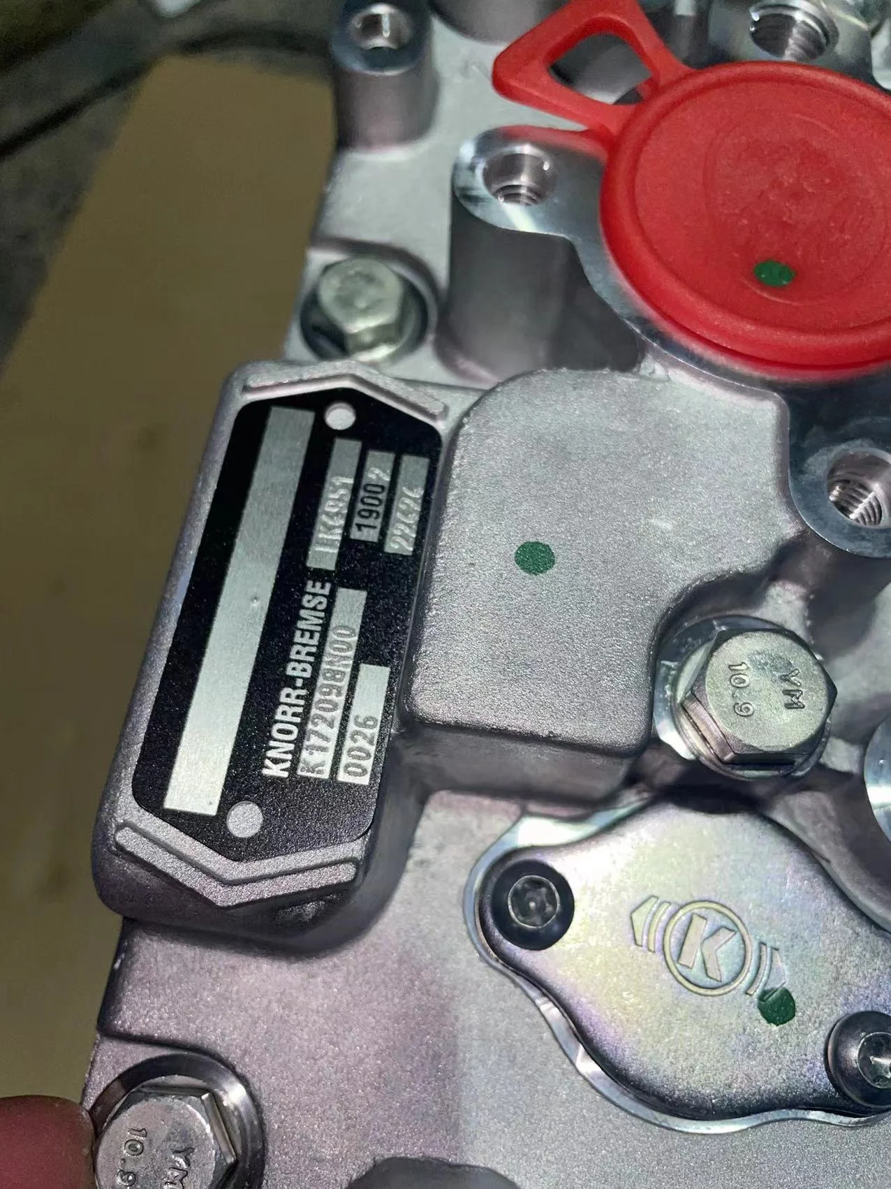 Original Knorr-bremse K172098n00 Lk4951 2024413 1880194 1901246 2024410 ...