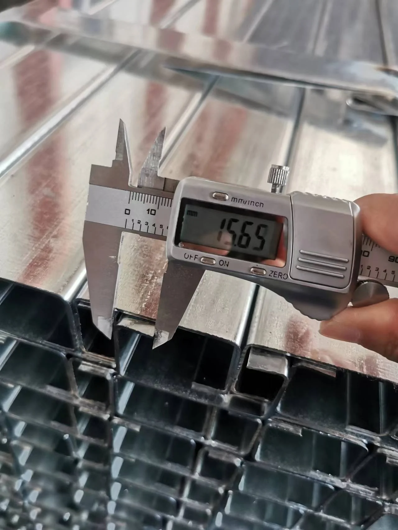 C Channel Steel for Roofing - Durable and Versatile