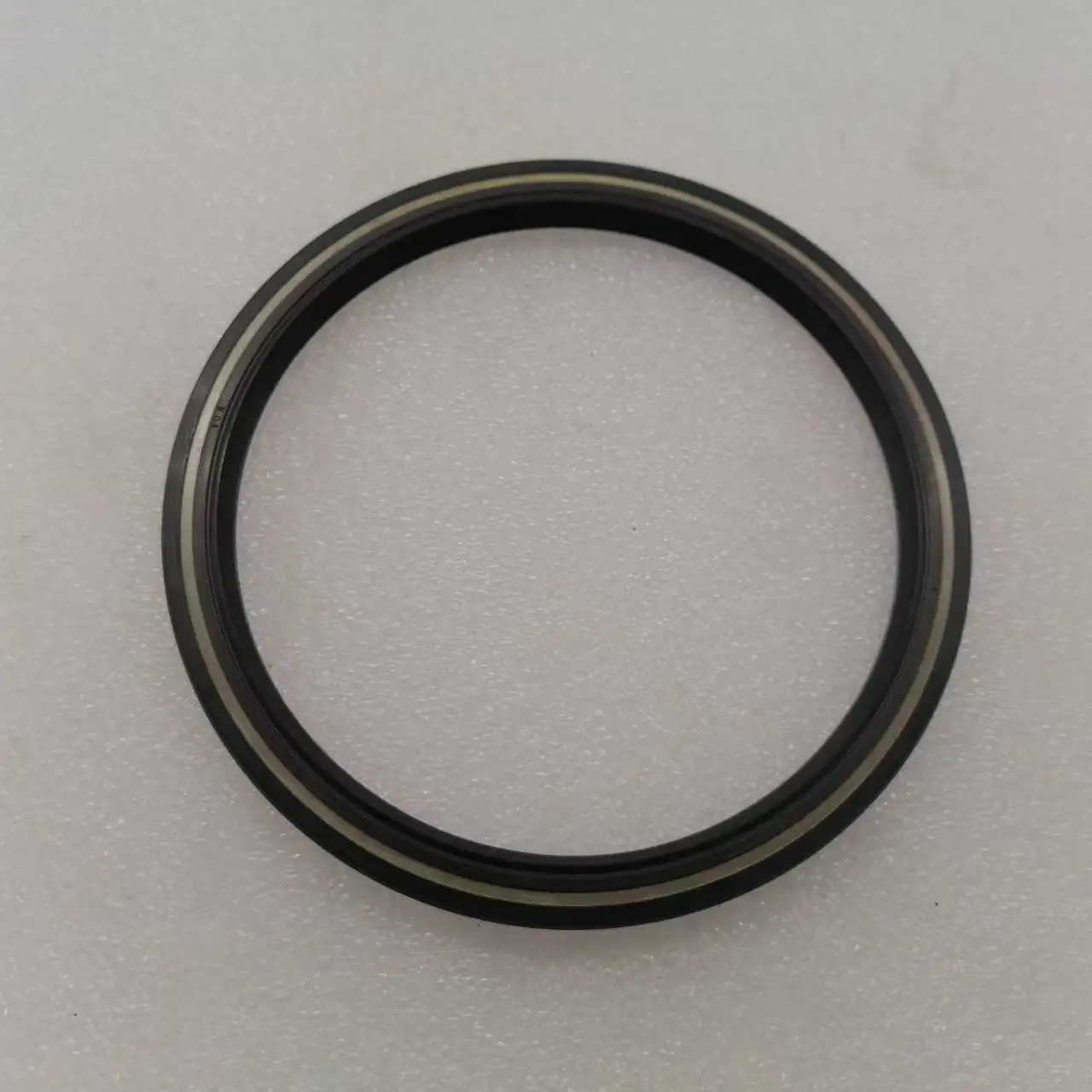 曲轴后油密封圈oem 301649 334627 000301649 000334627适用于玛莎拉蒂汽车配件 - Buy 301649 ...