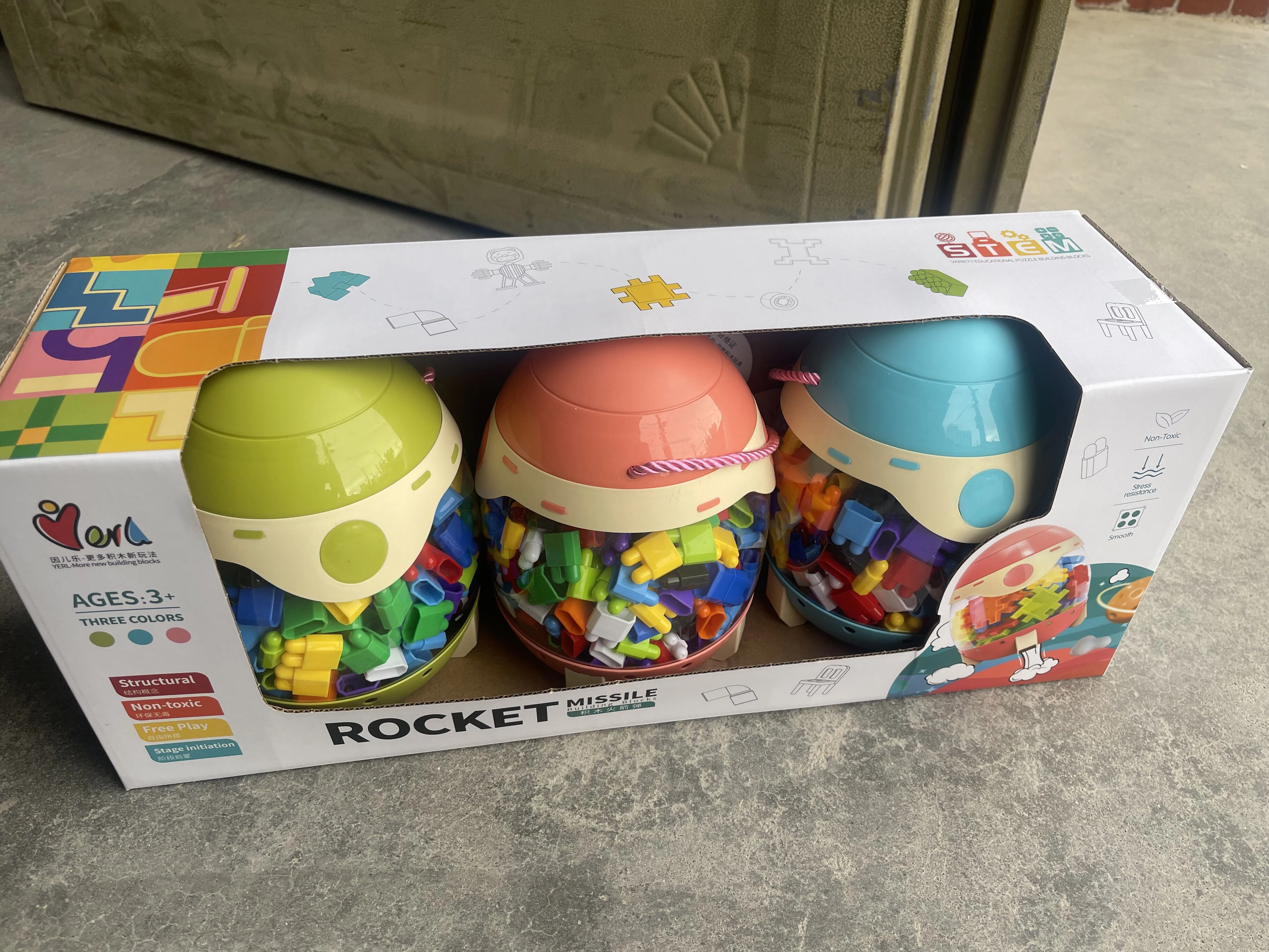 Egg-packed Building Blocks For Children Are Popular At Easter - Buy ...