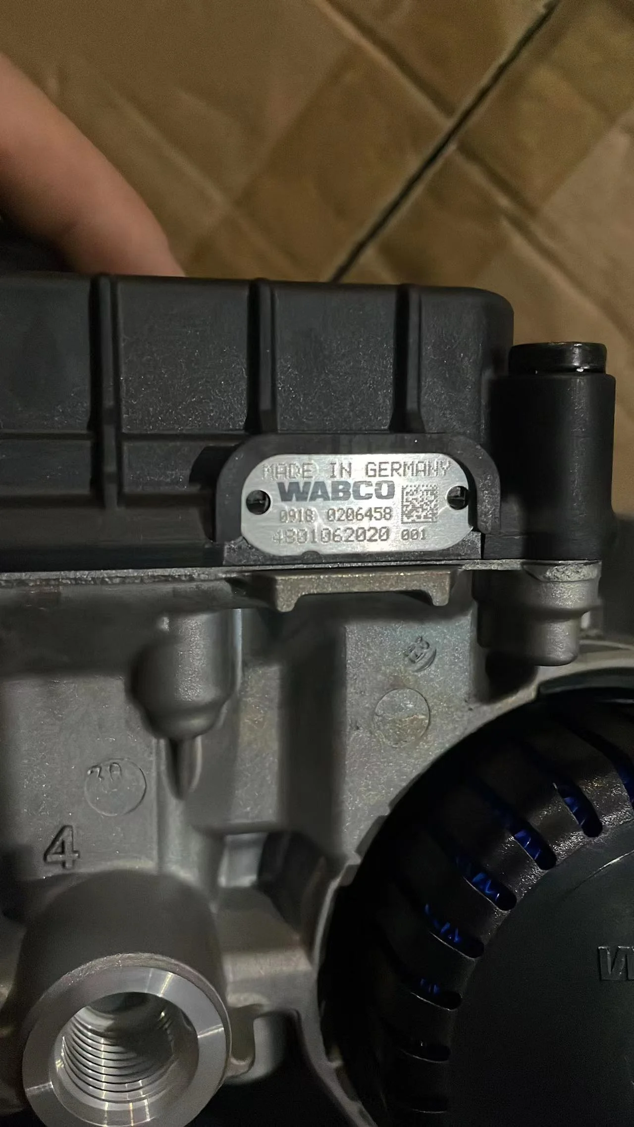 原装wabco 4801062020 Ebs车轴调制器2通道-gen4 Kamaz 5490 54901 6580 V-olvo S ...